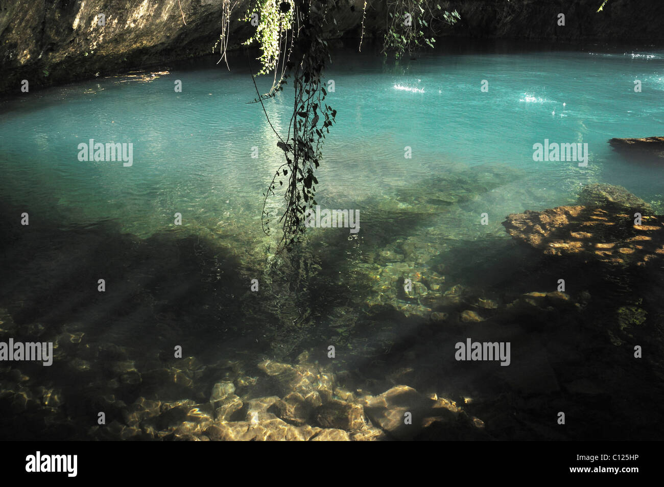 Cage falling hi-res stock photography and images - Alamy