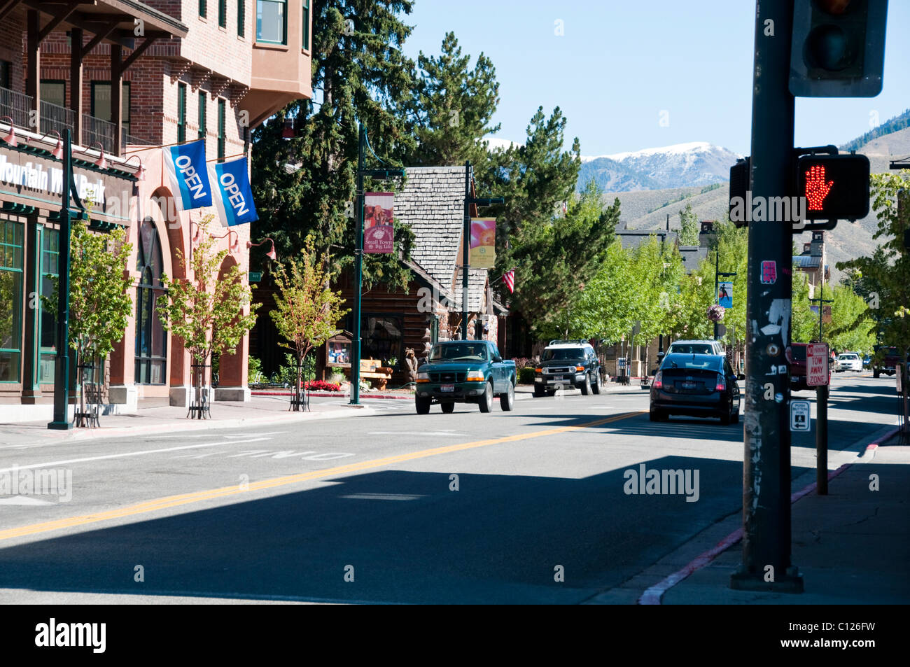 Sun Valley,World Famous Ski Resort,Home to The Rich & Famous,Scenic ...