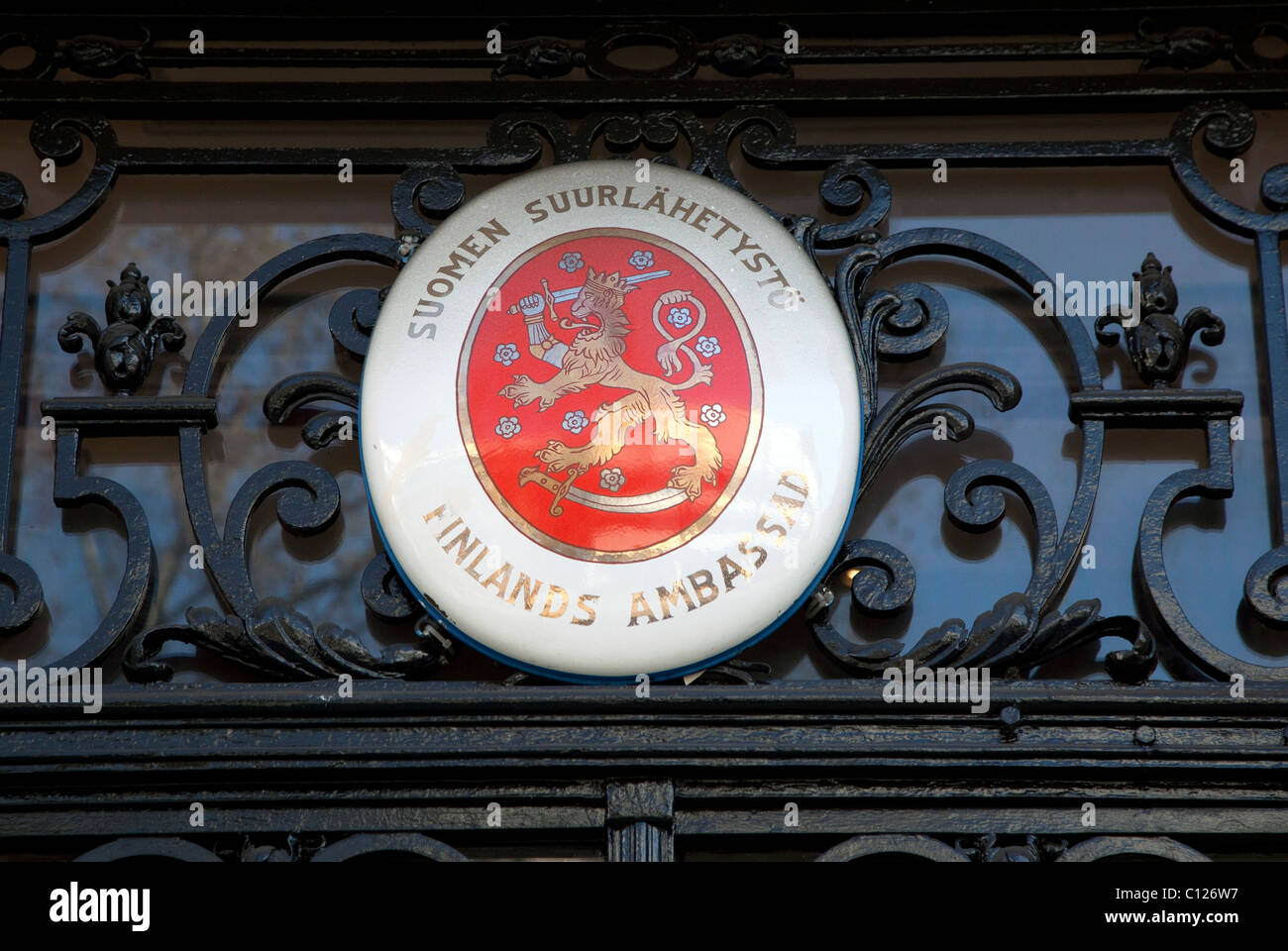 Embassy hi-res stock photography and images - Alamy