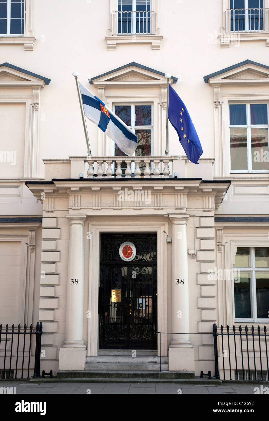 Finnish flag embassy hi-res stock photography and images - Alamy