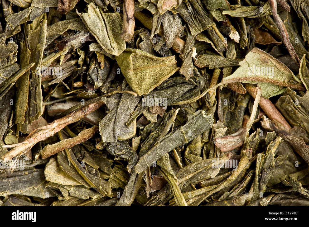 How to make tea leaves hi-res stock photography and images - Alamy