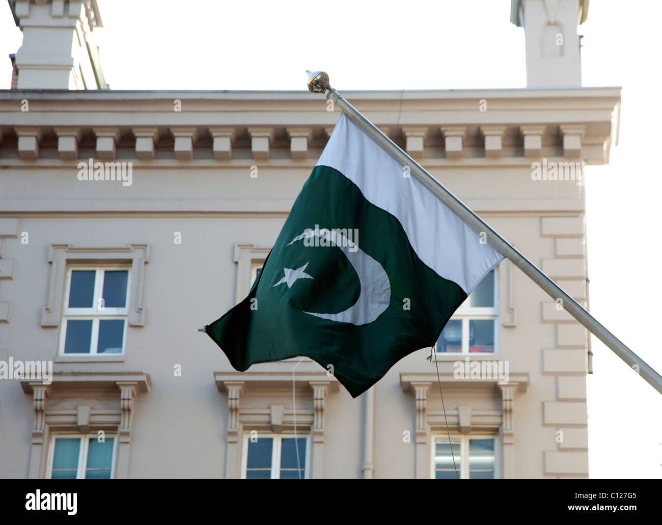Flag on Pakistan High Commission, Lowndes Square, London Stock Photo ...
