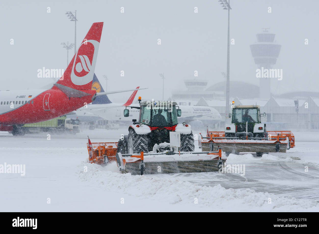 Snow, winter, snow removal with tractors, aircraft, taxiway, control ...