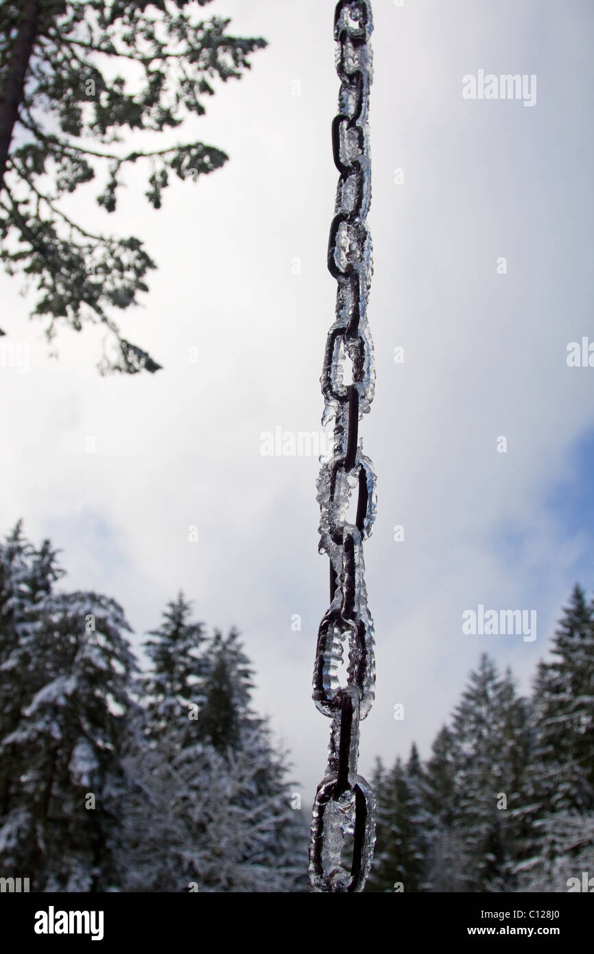 Frozen Chain High Resolution Stock Photography and Images - Alamy