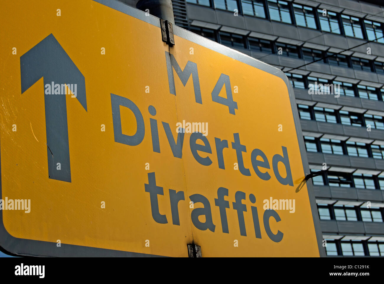 M4 Motorway Sign Stock Photos & M4 Motorway Sign Stock Images - Alamy