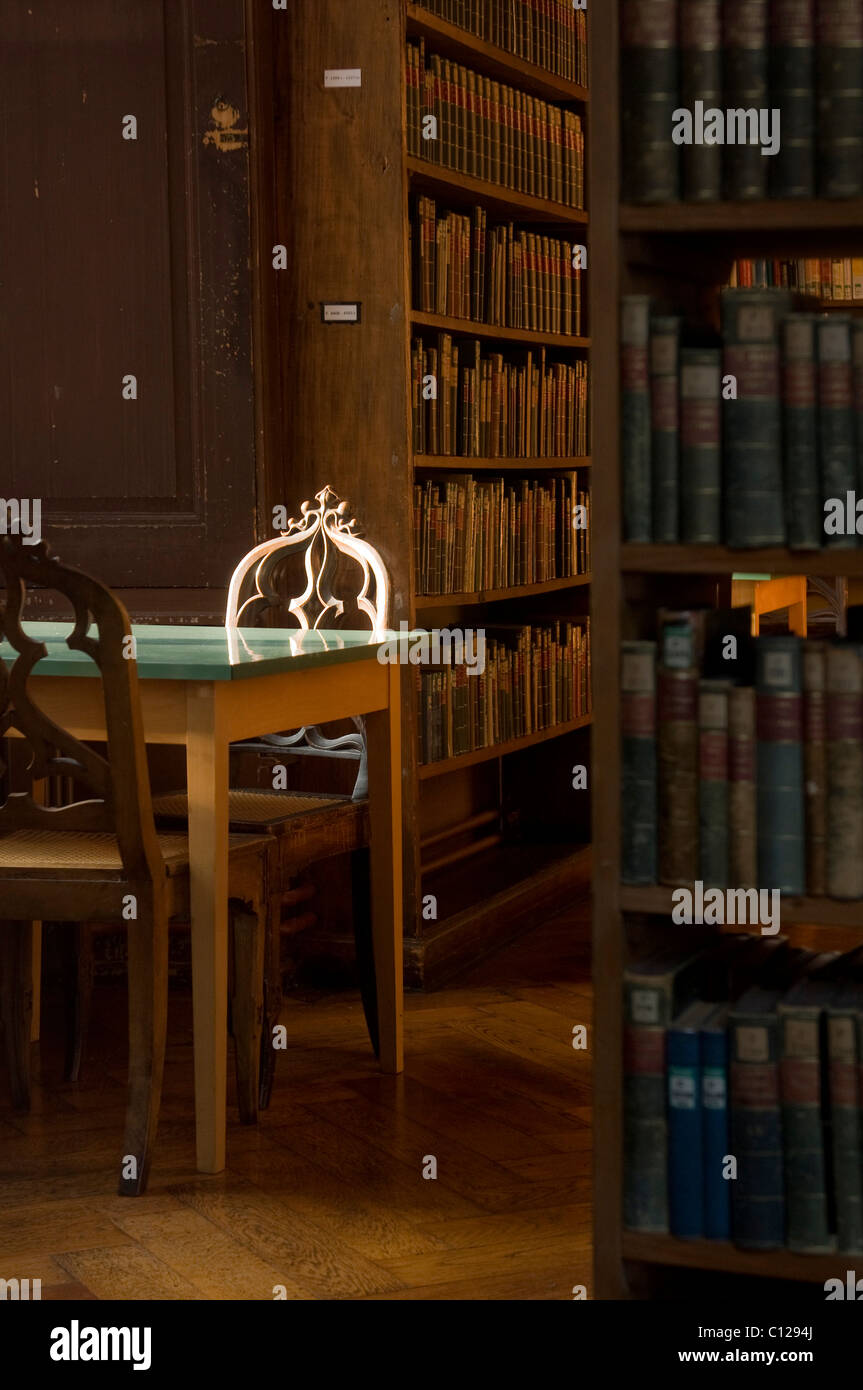 Lesegesellschaft hi-res stock photography and images - Alamy