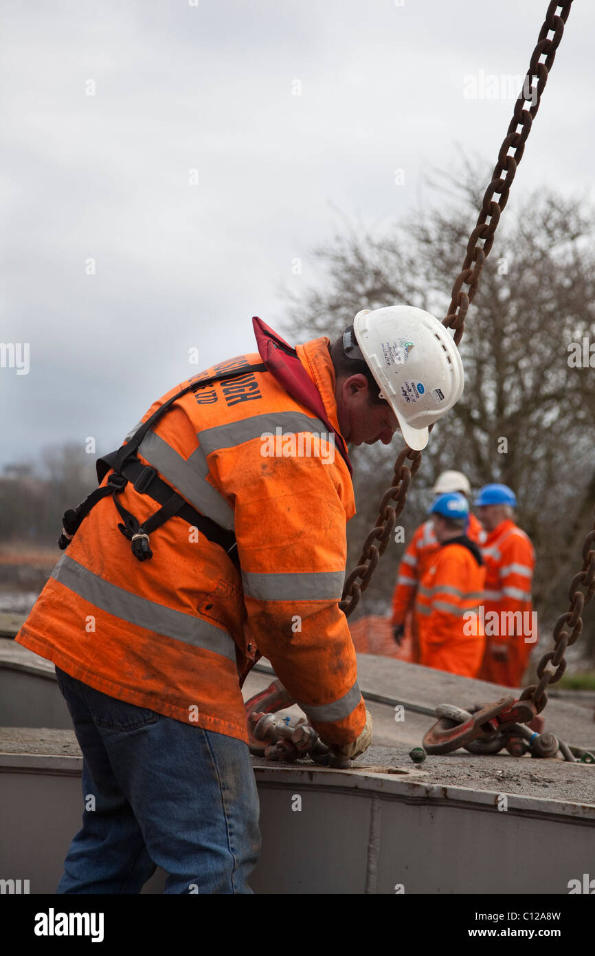 Delivery of Alstom National Grid Transformer, Preston from the barge ...
