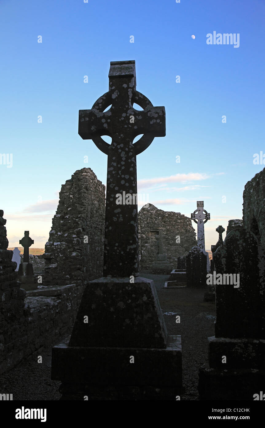 Druid celtic hi-res stock photography and images - Alamy