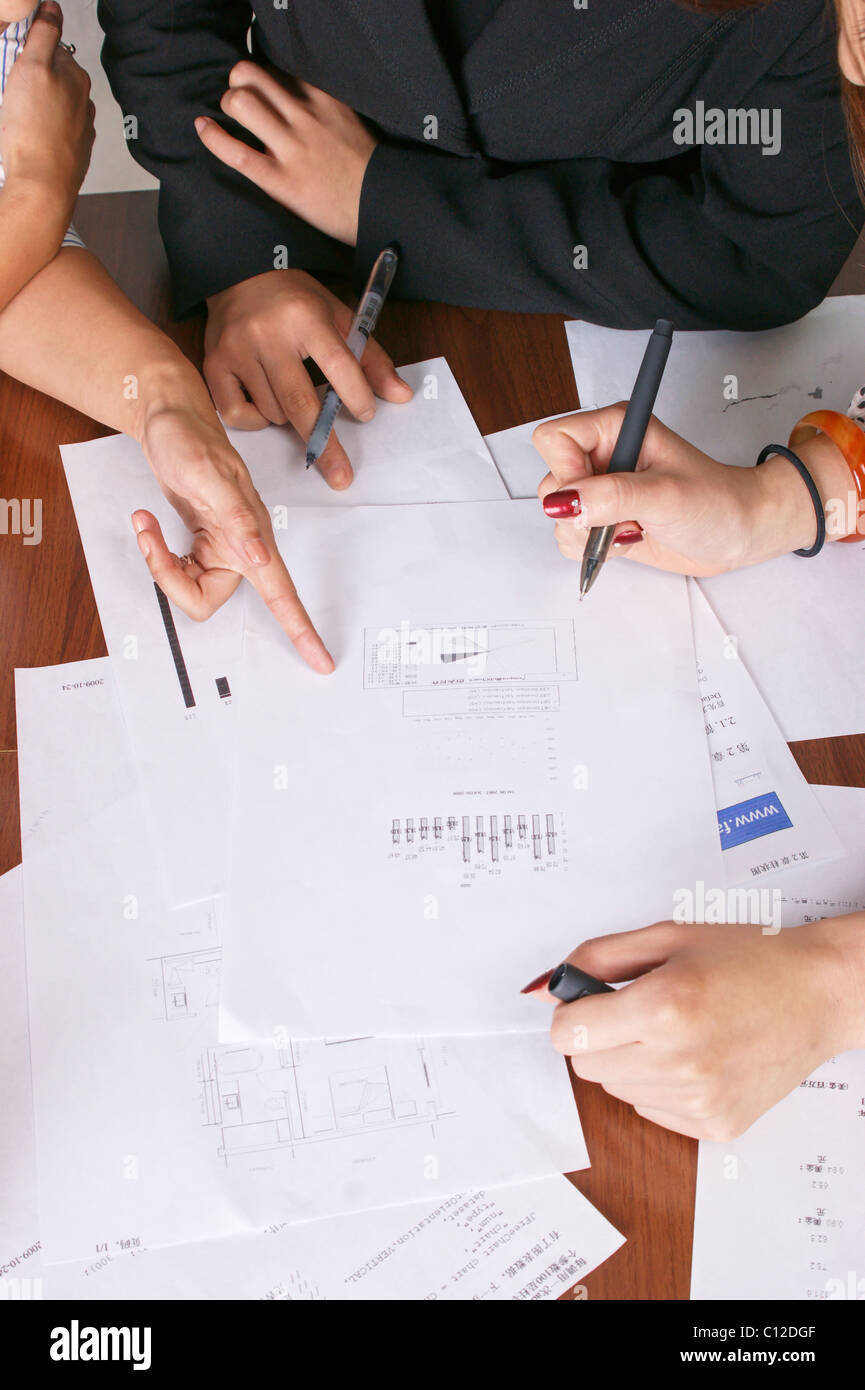 Ongoing hi-res stock photography and images - Alamy