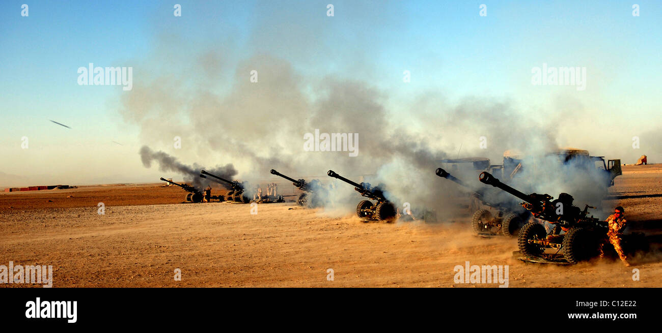 L118 field gun hi-res stock photography and images - Alamy
