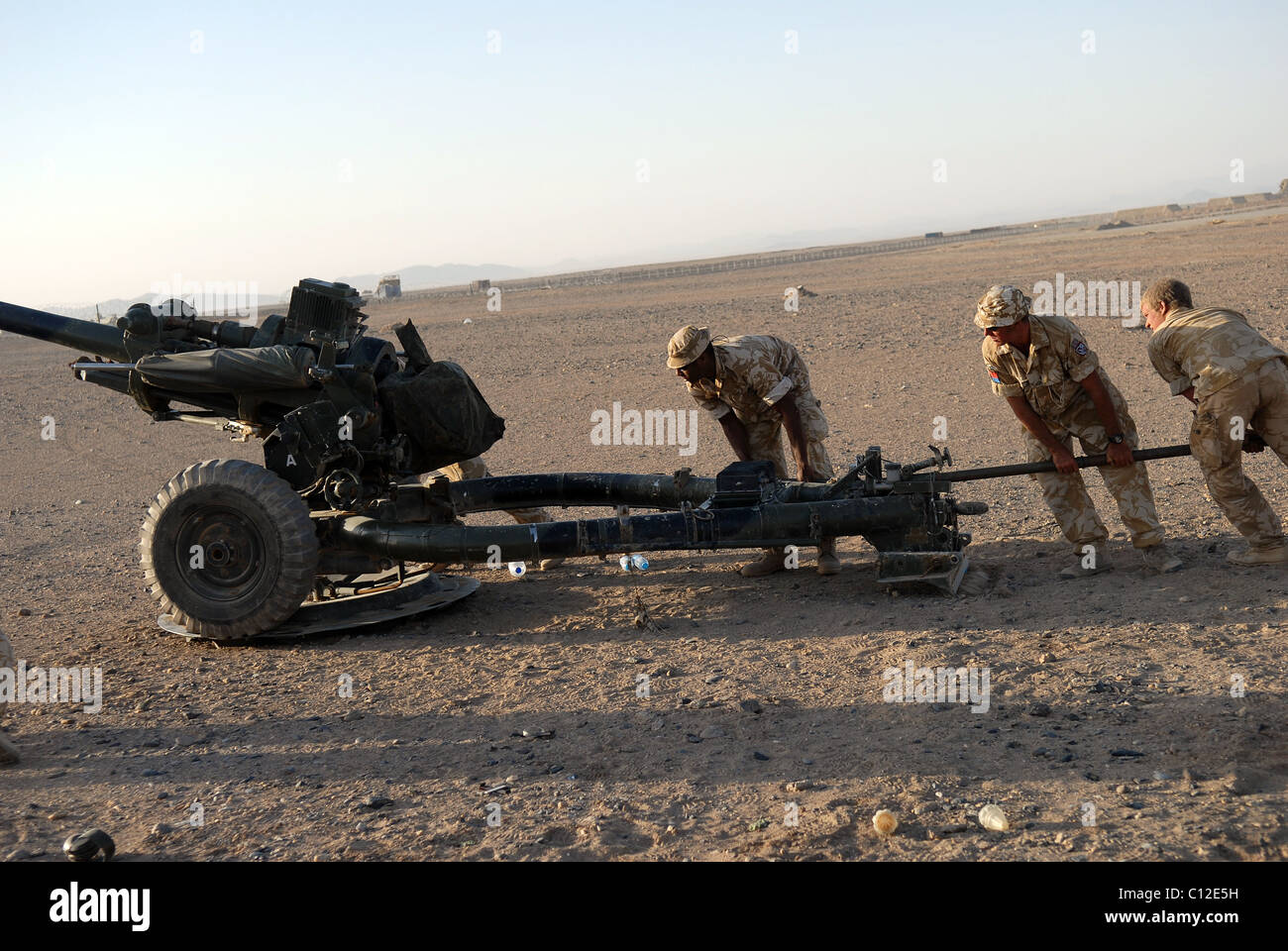 Towed gun hi-res stock photography and images - Alamy