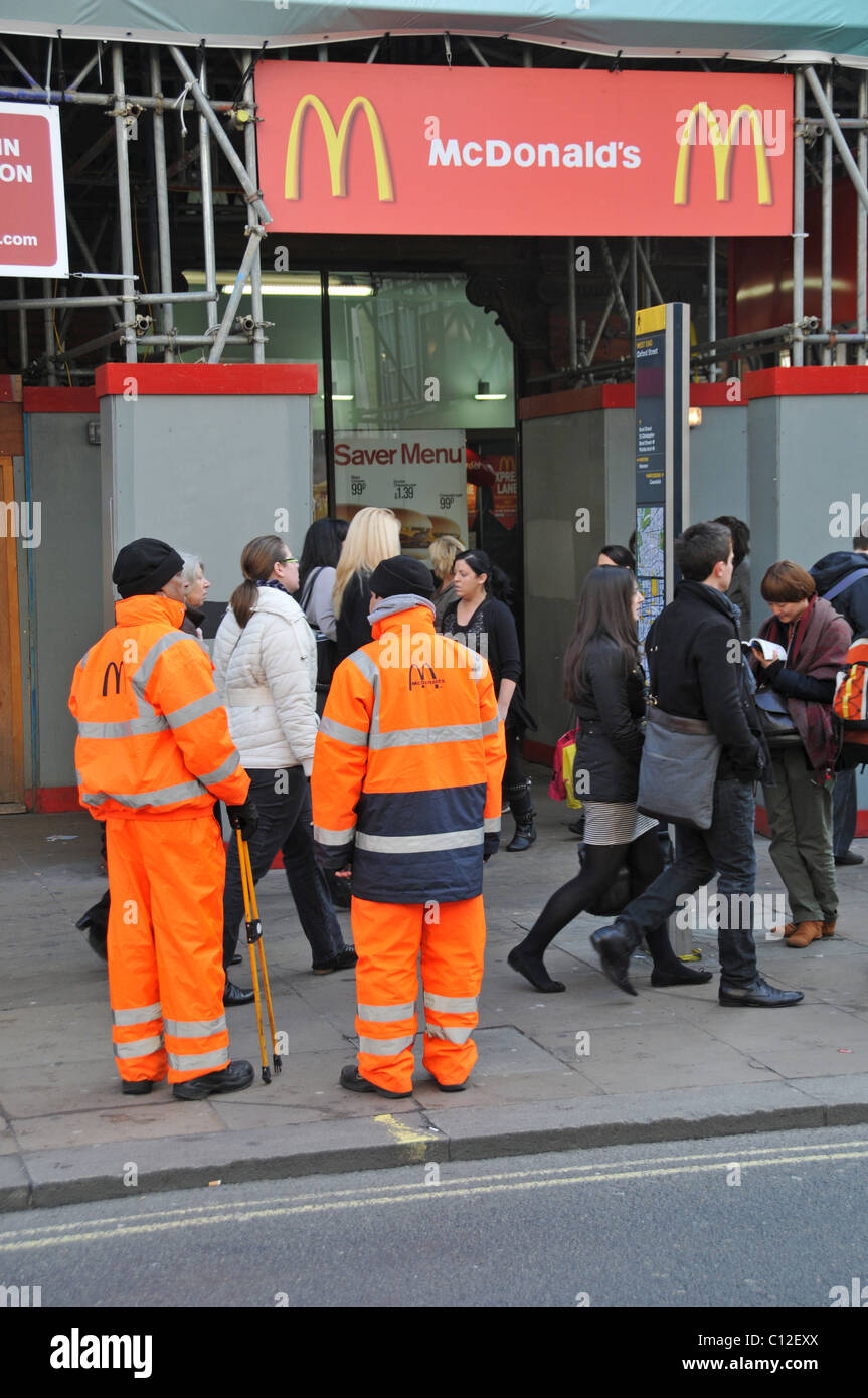 McDonald,s fast food restaurant litter cleaners uniform crew waste ...