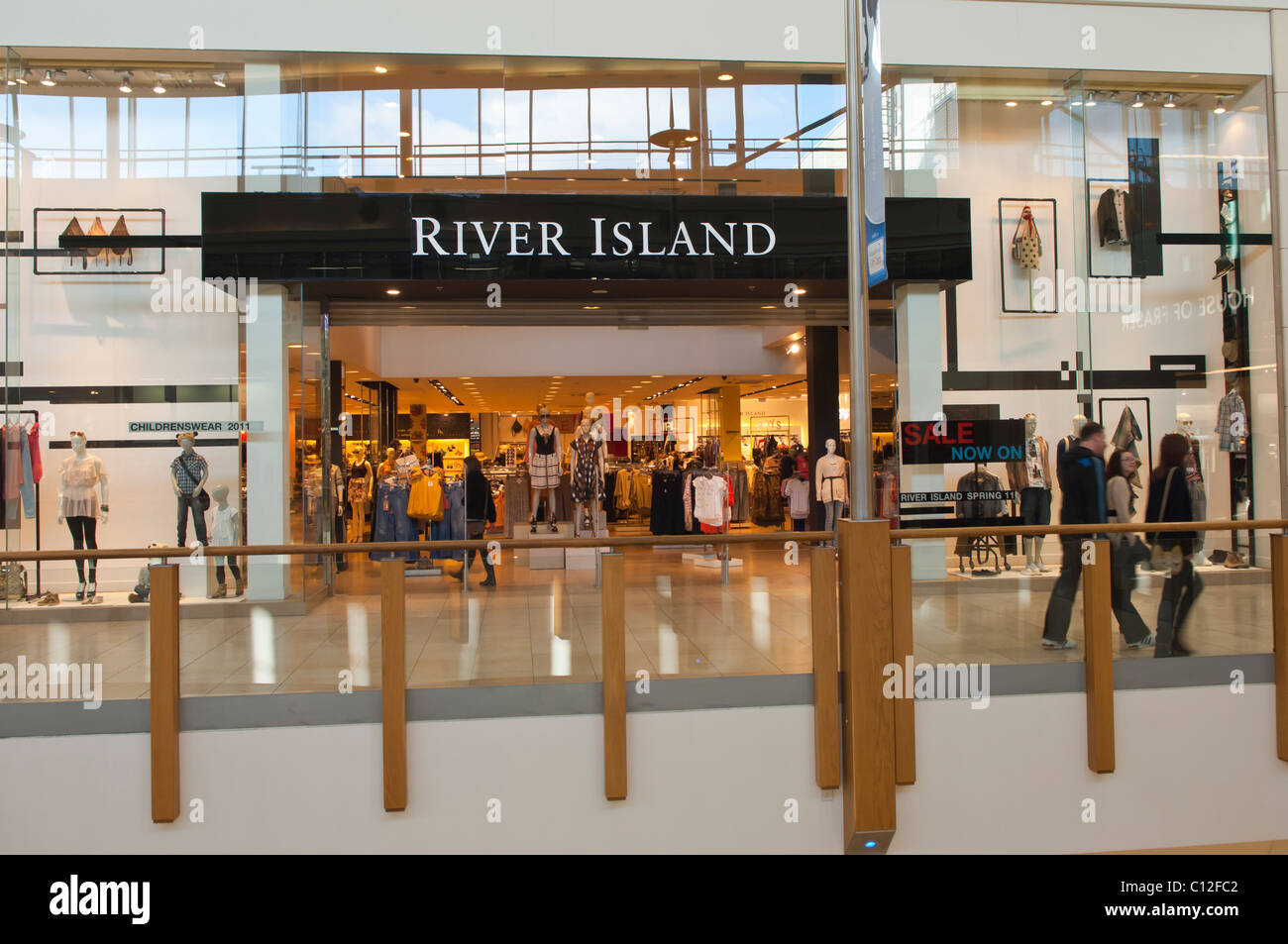Shops in norfolk island hi-res stock photography and images - Alamy