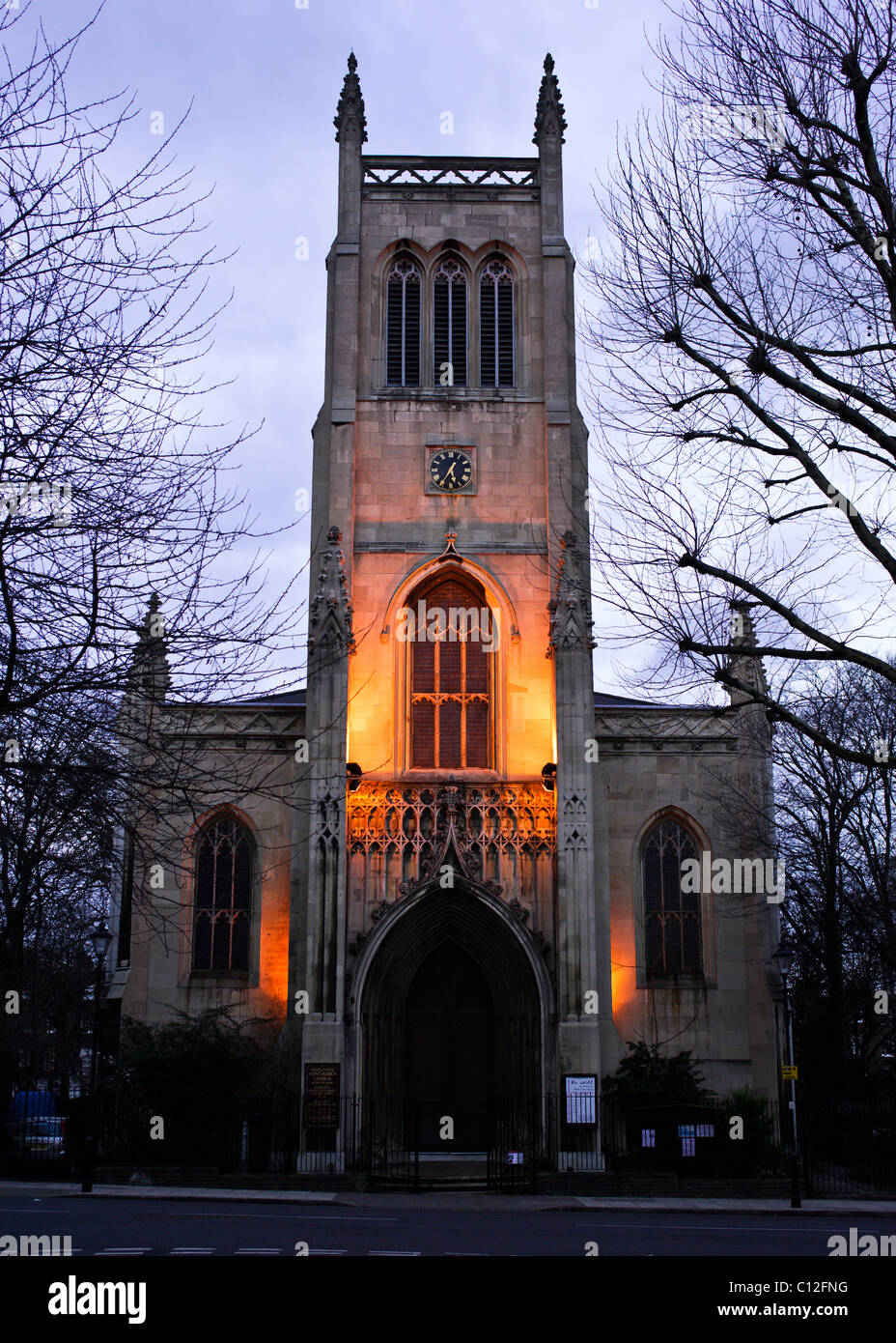 Islington clock tower hi-res stock photography and images - Alamy