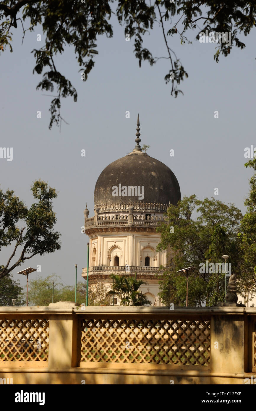 Qutb shahi kings hi-res stock photography and images - Alamy