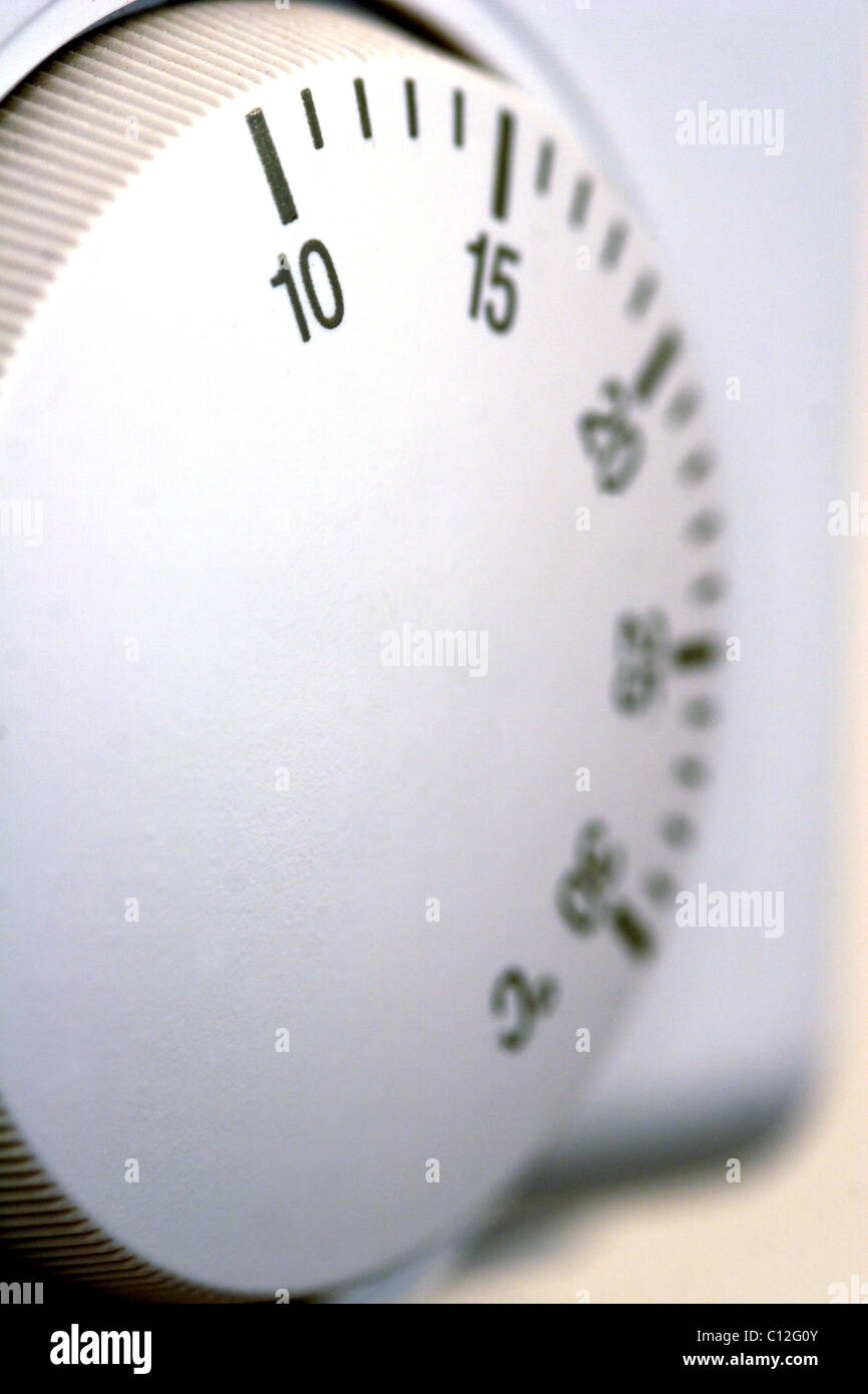 Home thermostats hi-res stock photography and images - Alamy