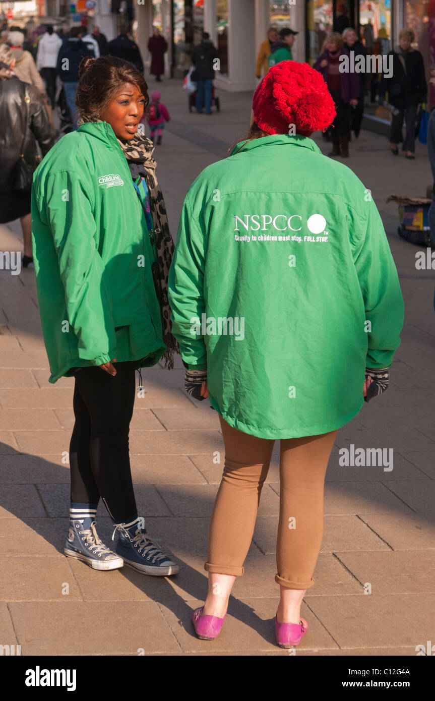 Nspcc hi-res stock photography and images - Alamy