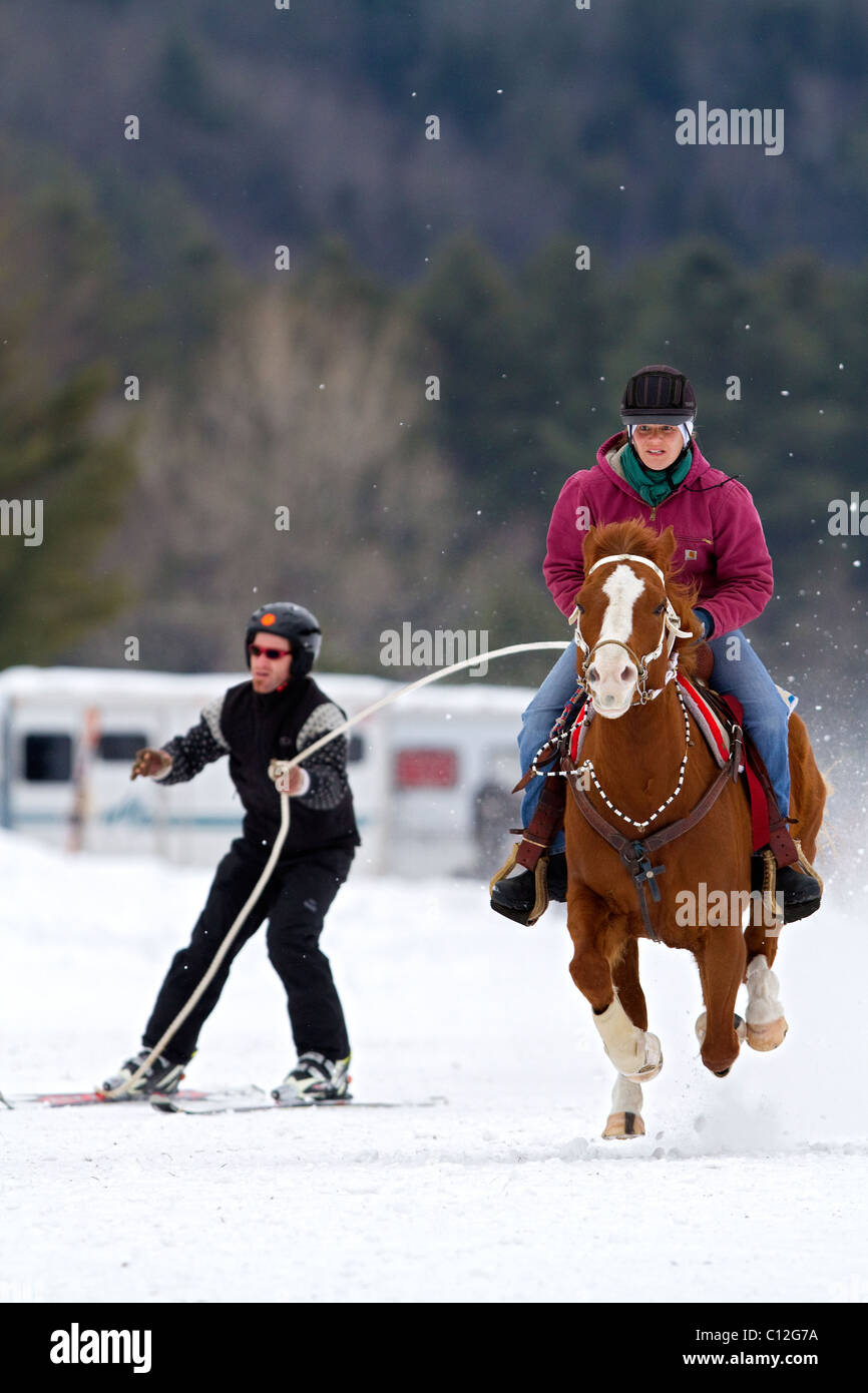 Ski running hi-res stock photography and images - Alamy