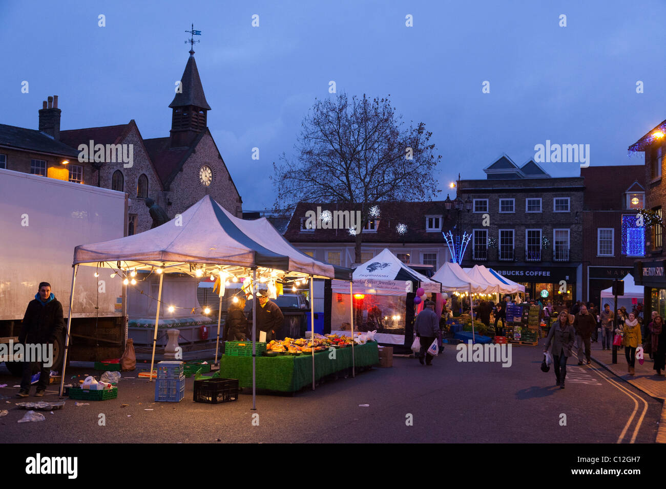 Market stalls hi-res stock photography and images - Alamy