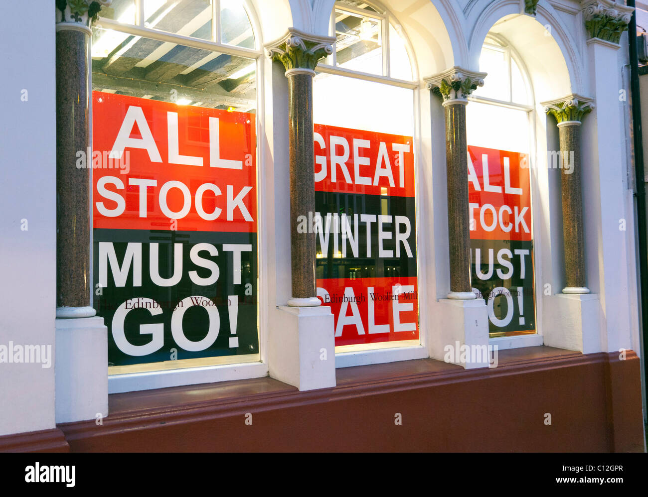 Shop signs logos hi-res stock photography and images - Alamy