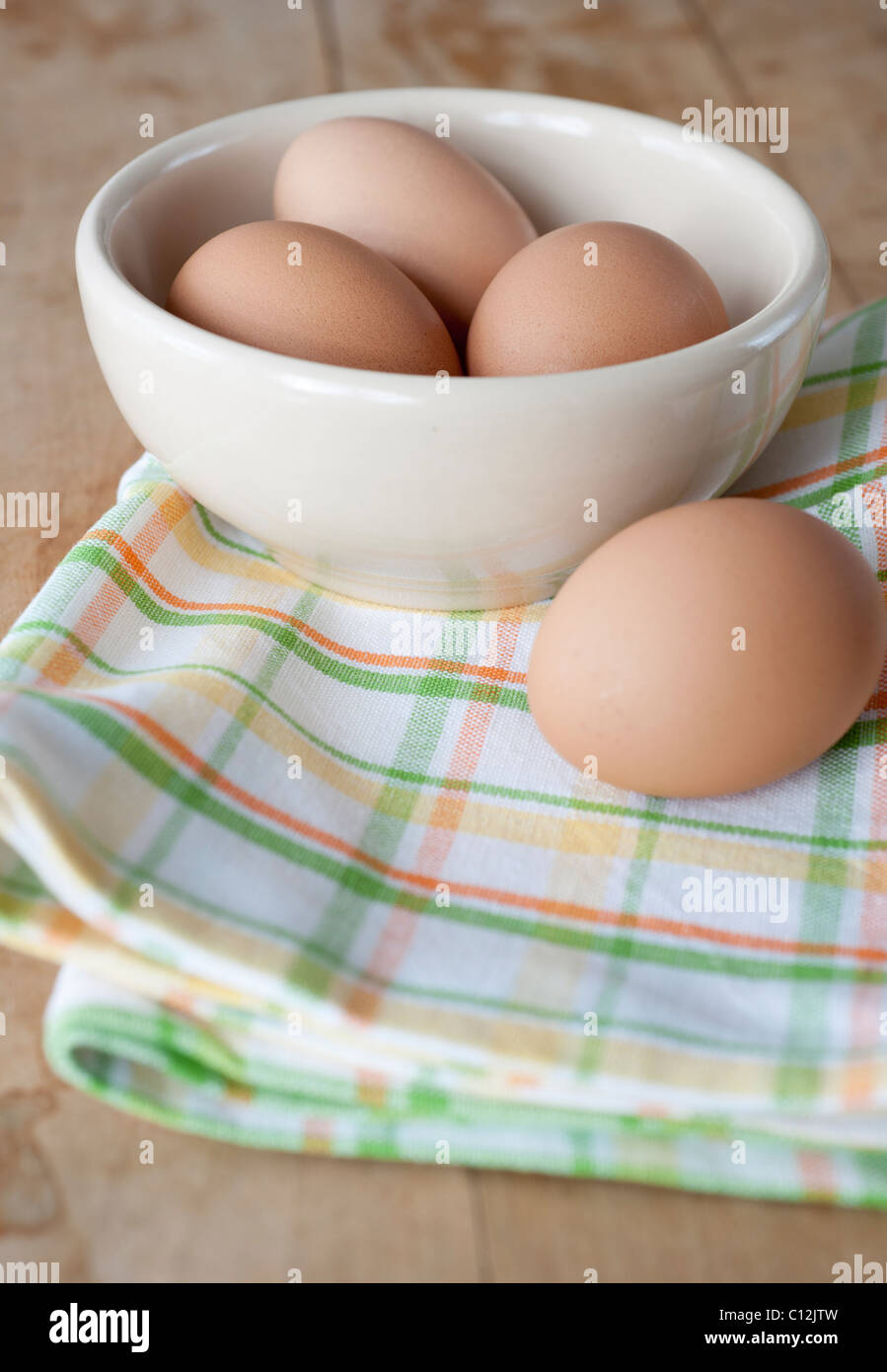 Bowl of boiled eggs Stock Photo - Alamy