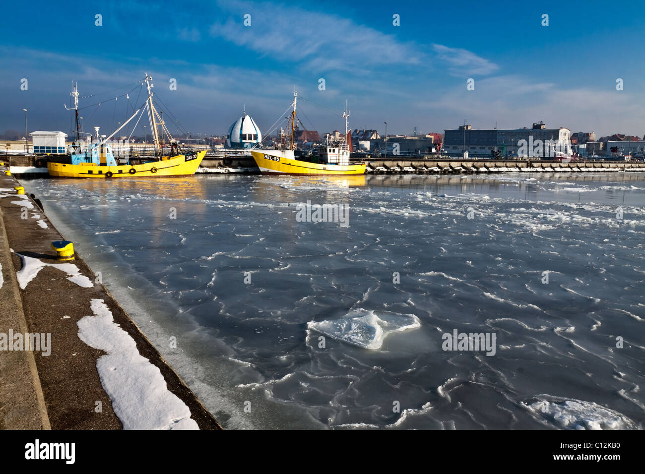 Frozen fish in ship hi-res stock photography and images - Alamy