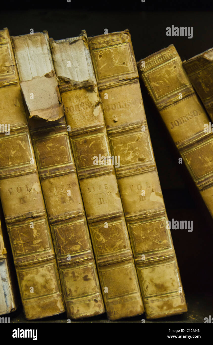 Old library hi-res stock photography and images - Alamy
