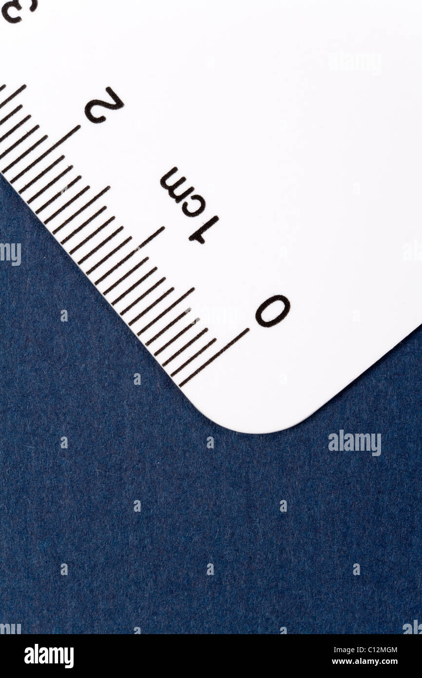 White ruler hi-res stock photography and images - Alamy