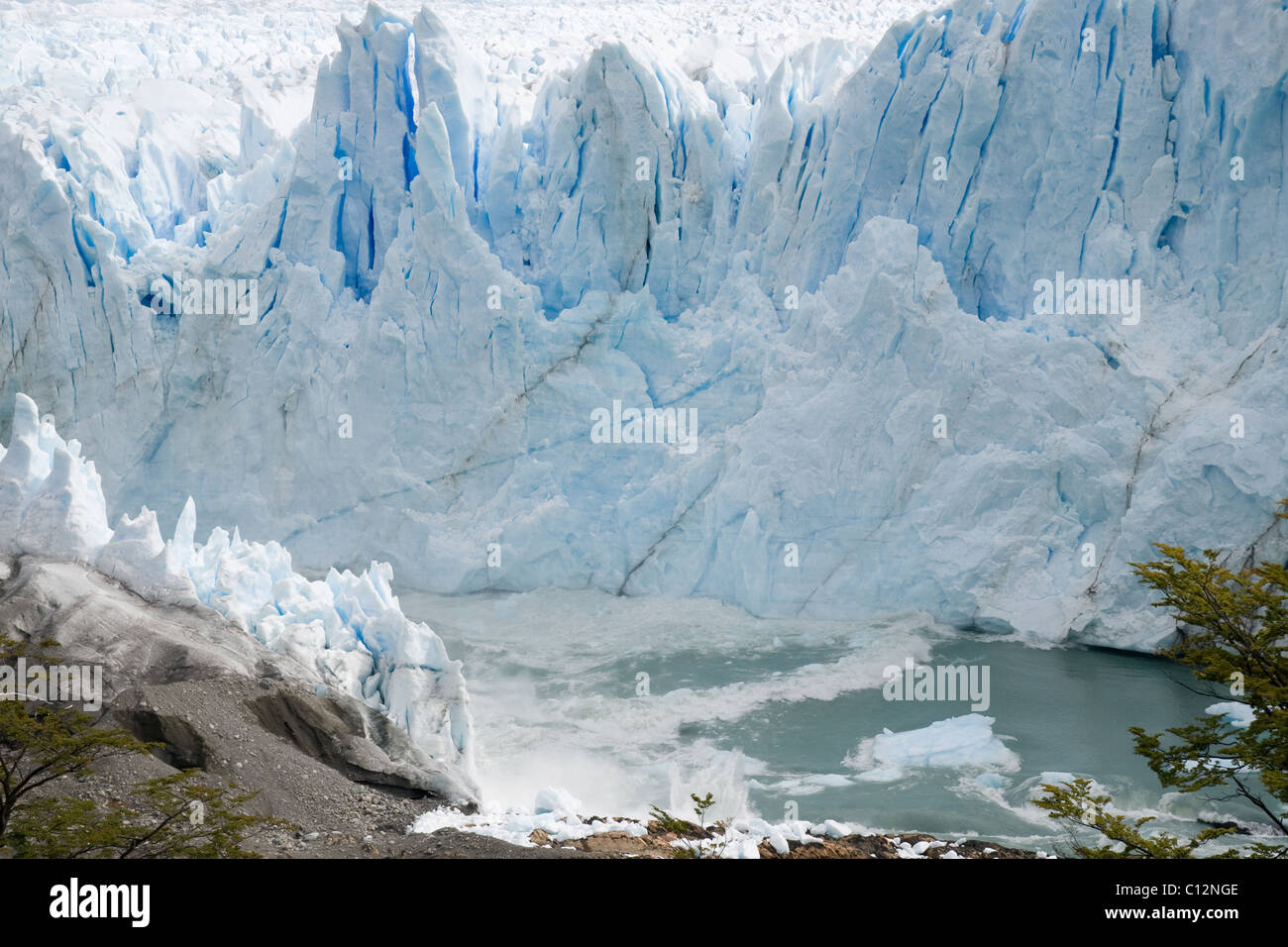 Perito Moreno glacier front wall Stock Photo - Alamy