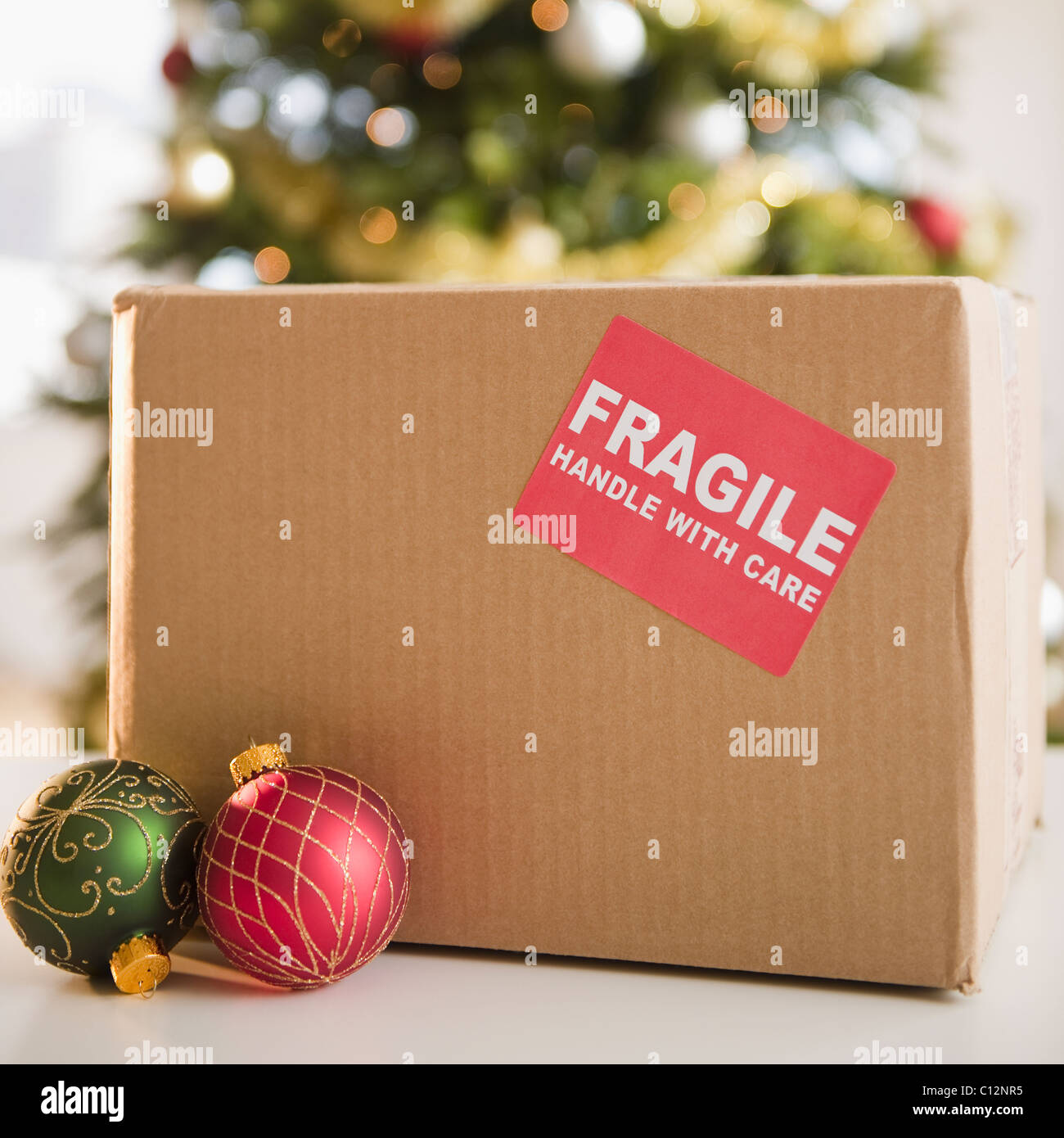 Fragile box hi-res stock photography and images - Alamy