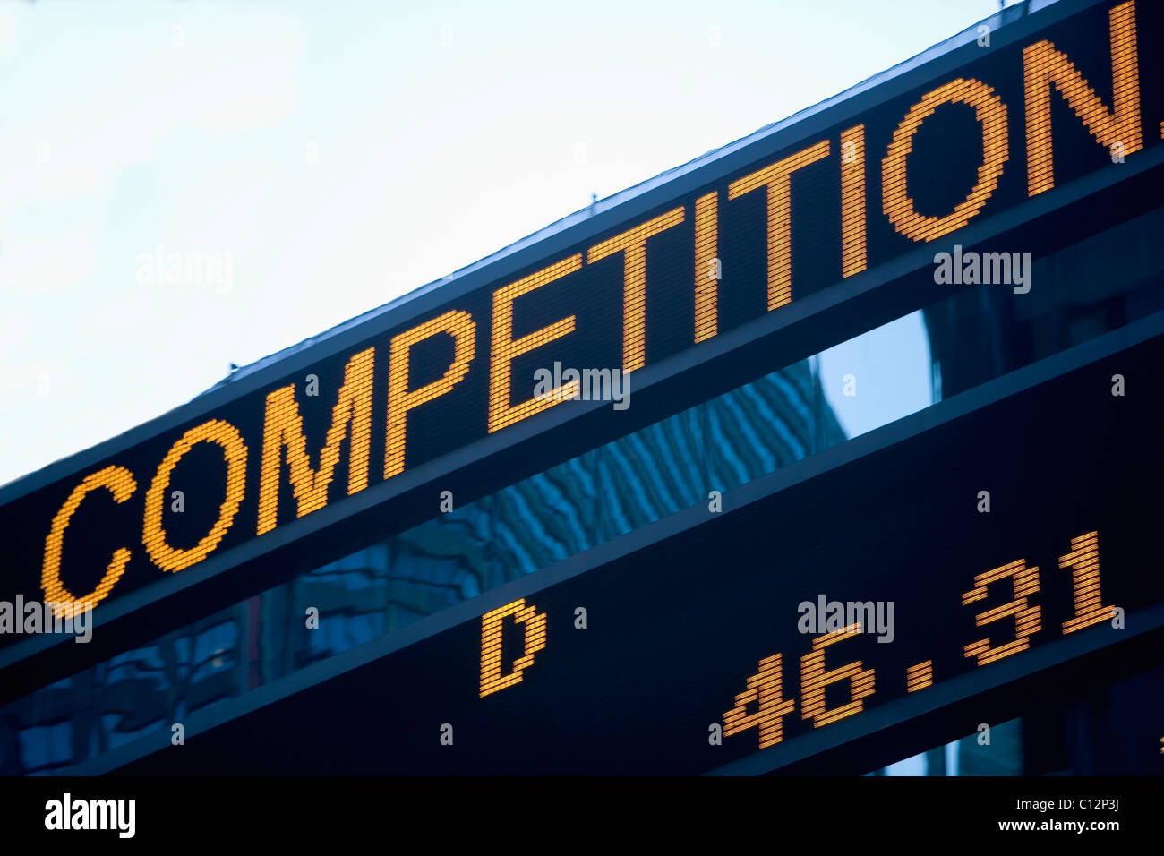 Times square ticker tape new york hi-res stock photography and images ...