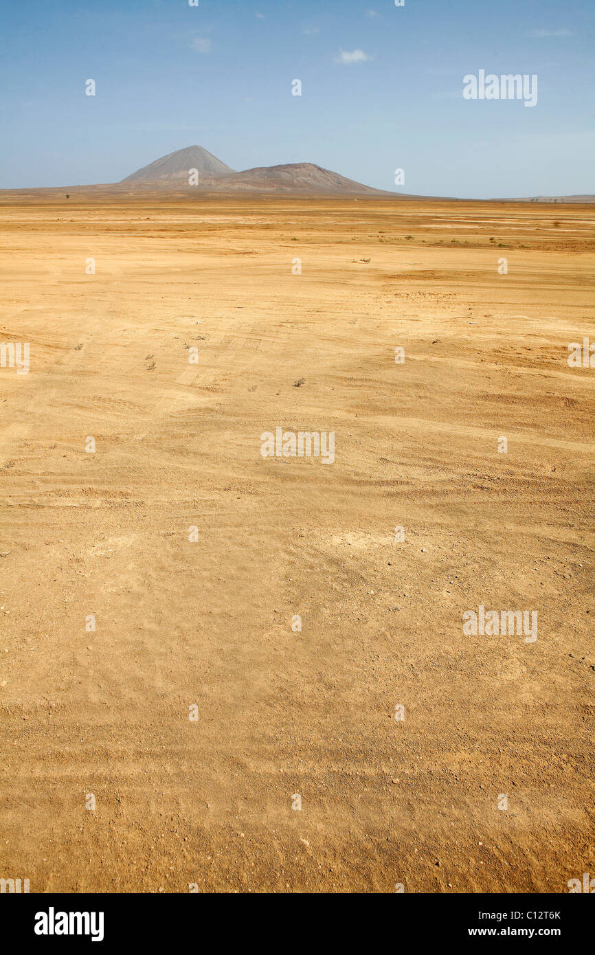 Desert With 2 Hills Stock Photo - Alamy