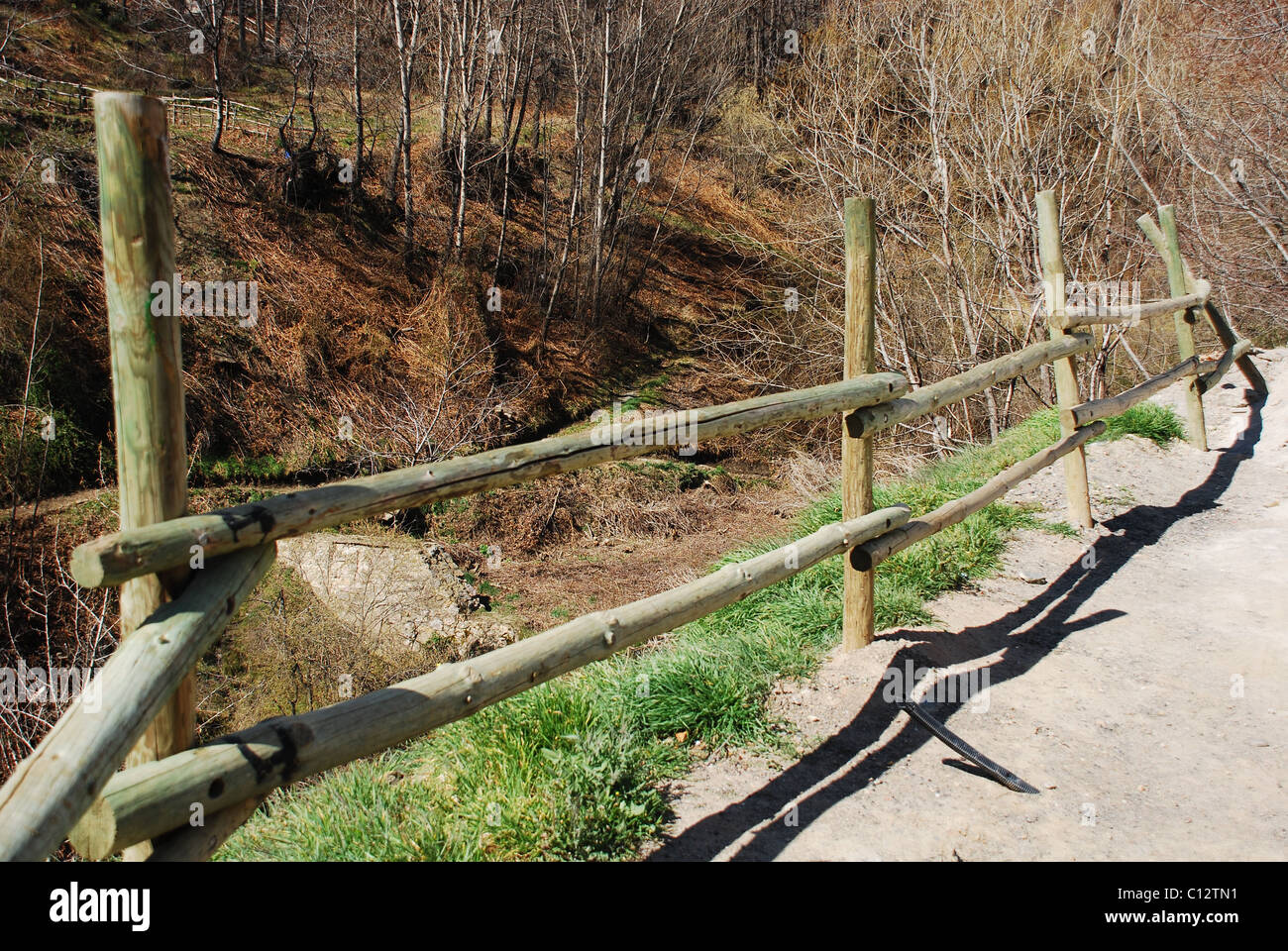 Roadside fence hi-res stock photography and images - Alamy