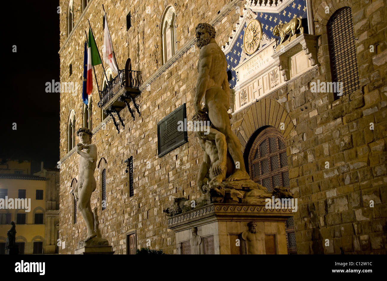 Statue of david in piazza della signoria hi-res stock photography and ...