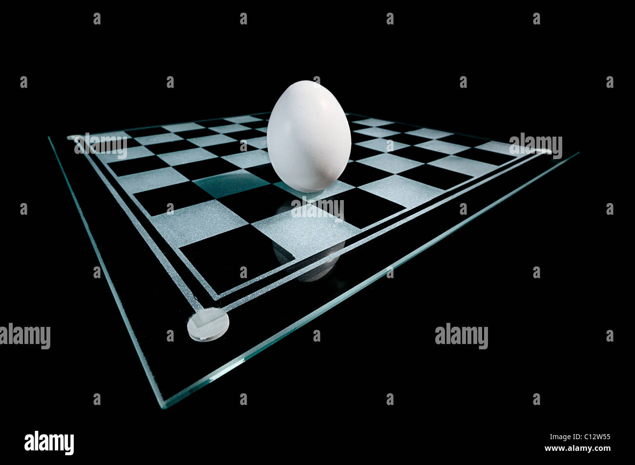 Chessboard pattern hi-res stock photography and images - Alamy