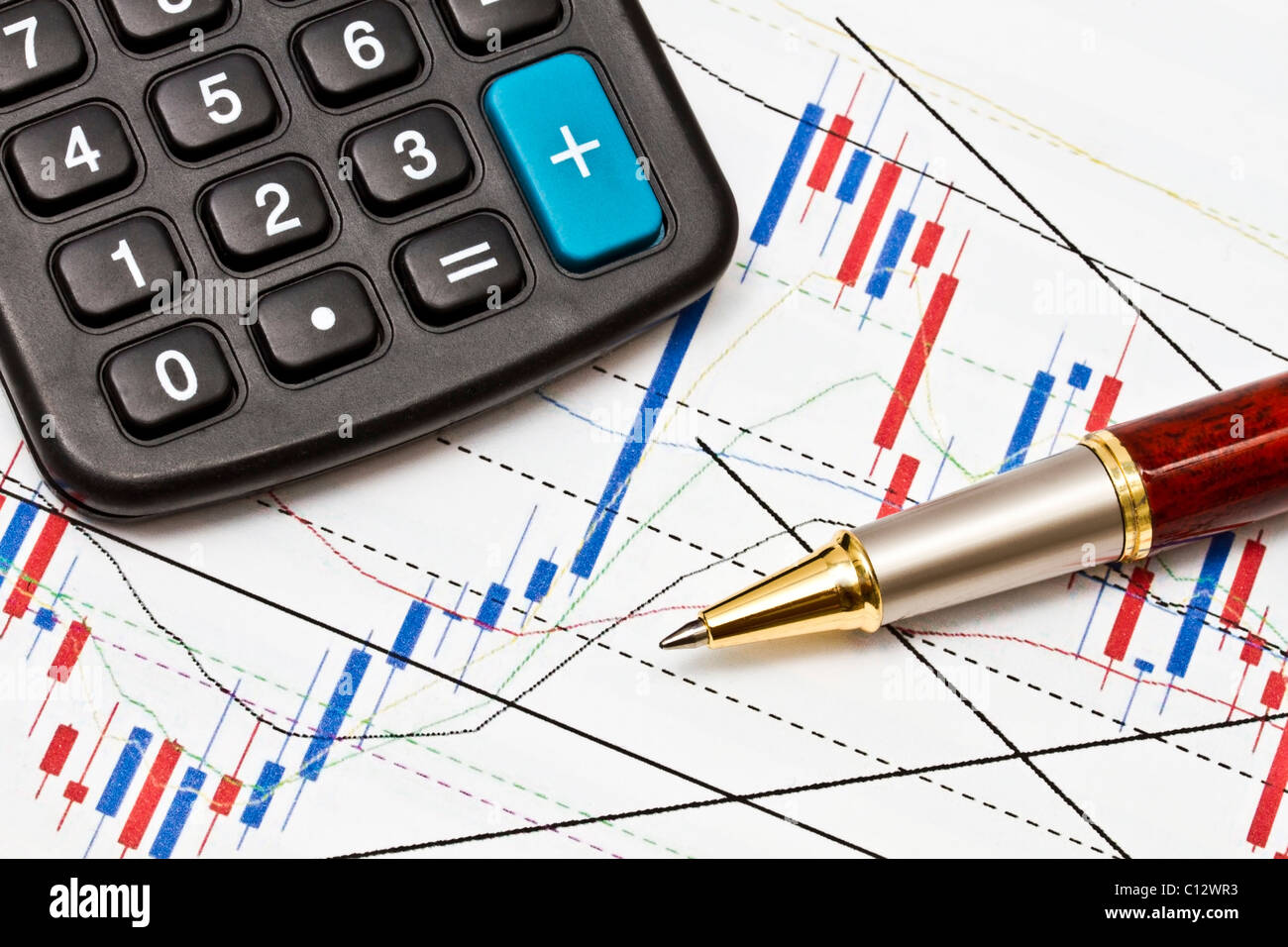 Magnifier and graph hi-res stock photography and images - Alamy
