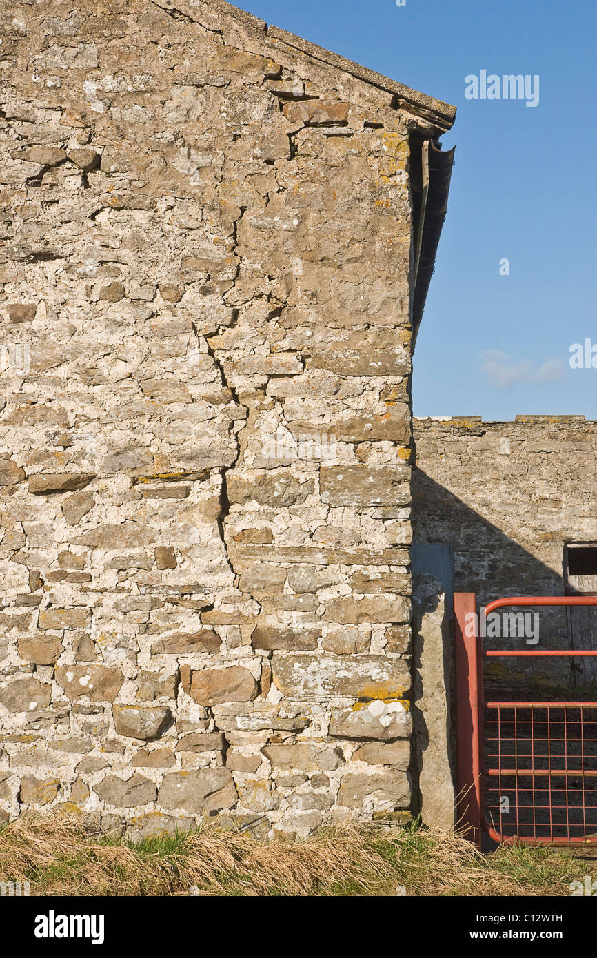 Barn building wall hi-res stock photography and images - Alamy