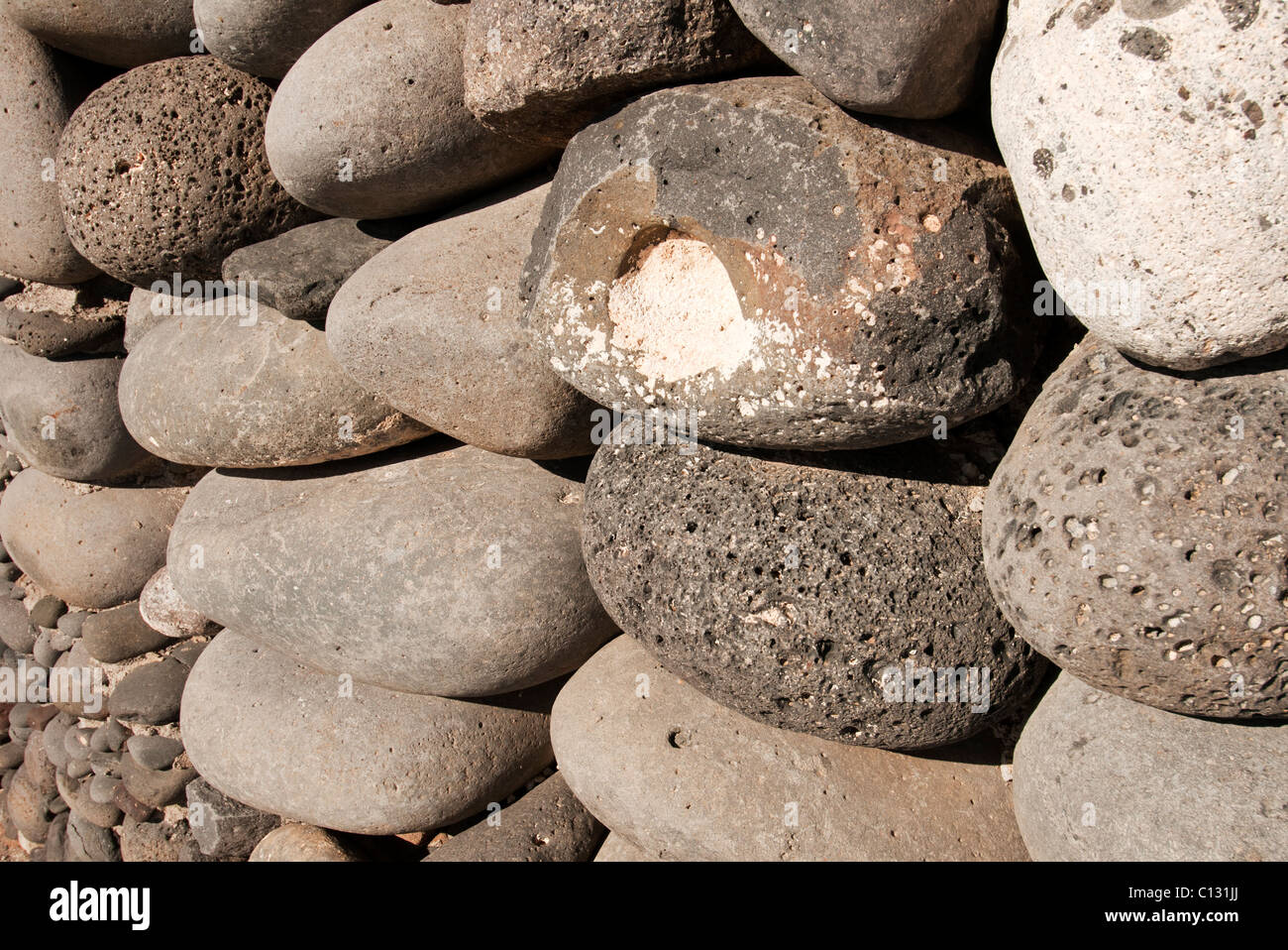 Ruin rough stone hi-res stock photography and images - Alamy