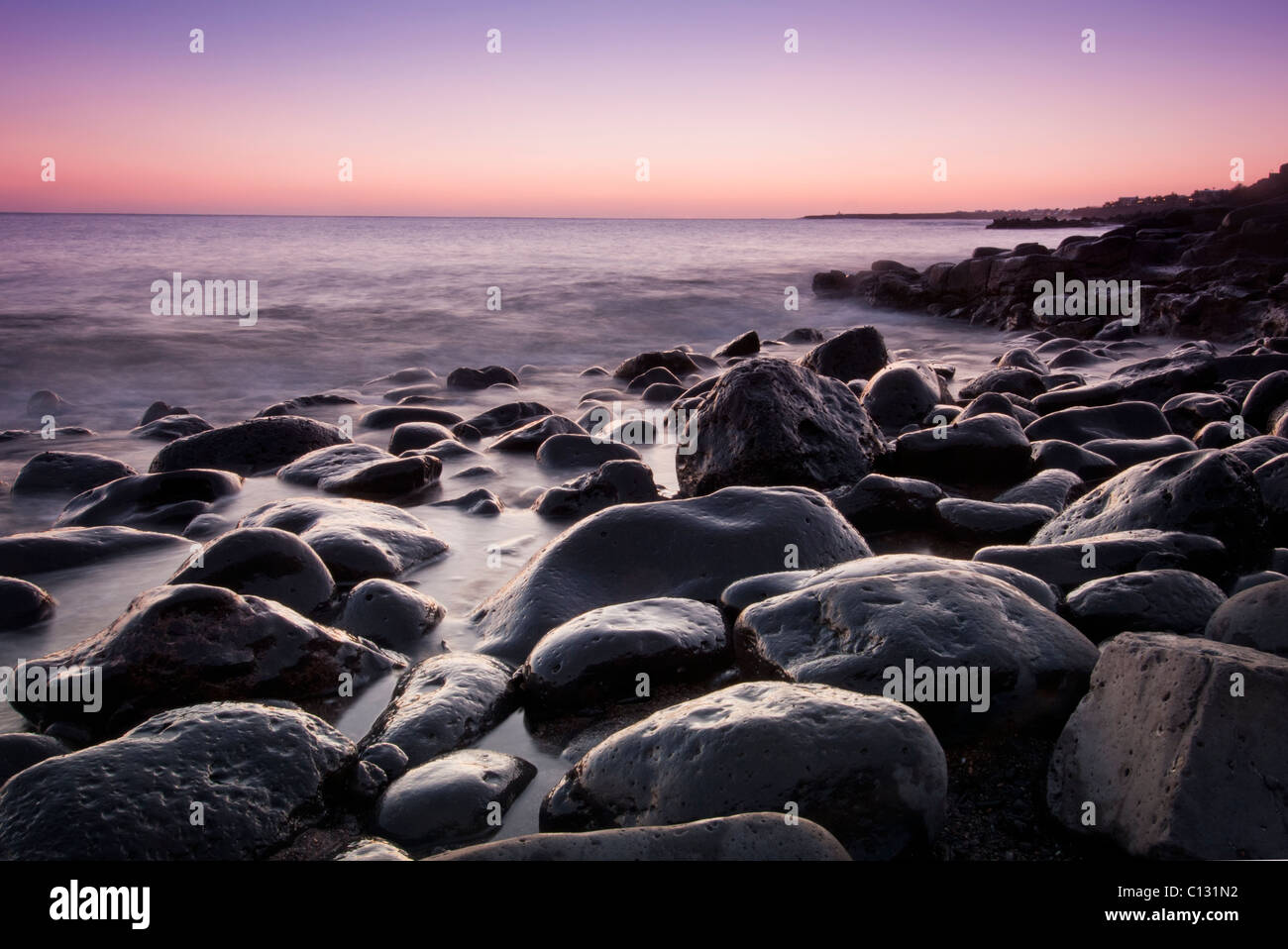 Black lava coast hi-res stock photography and images - Alamy