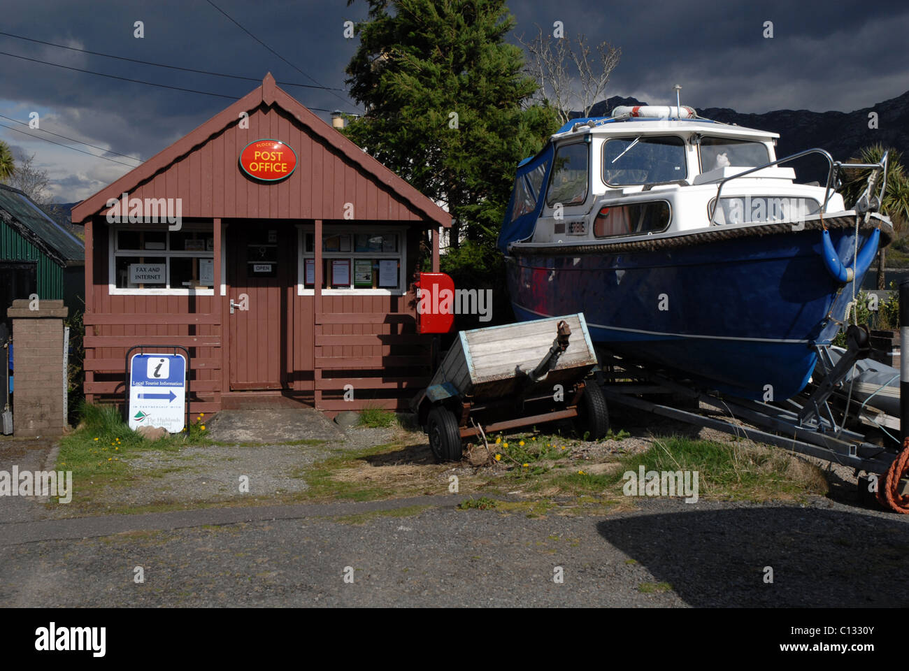 Plockton post office hi-res stock photography and images - Alamy