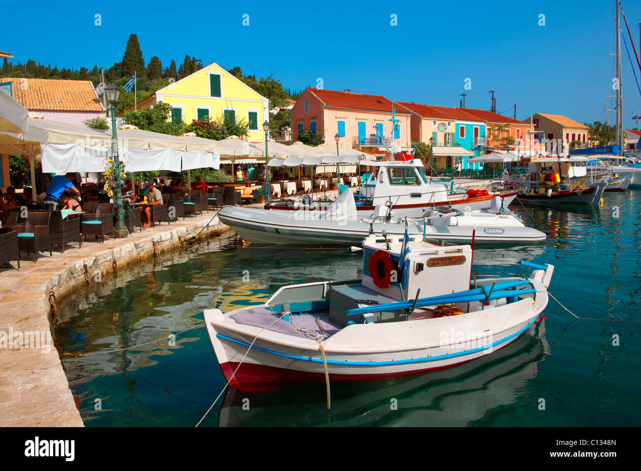 Fiskardo [ Φισκάρδο ] , Kefalonia; Greek Ionian Islands Stock Photo - Alamy
