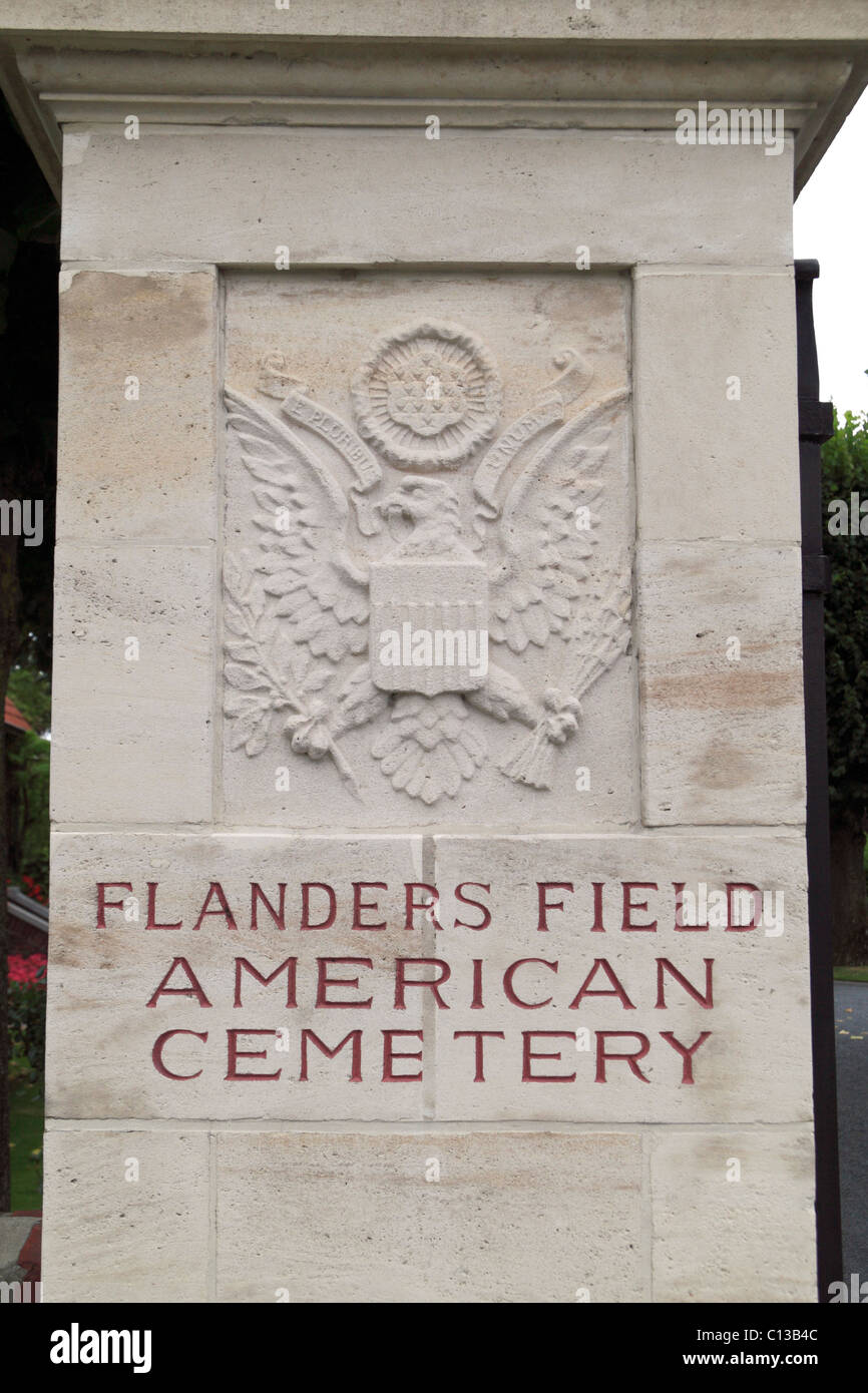 Main entrance to the Flanders Field American Cemetery and Memorial in ...