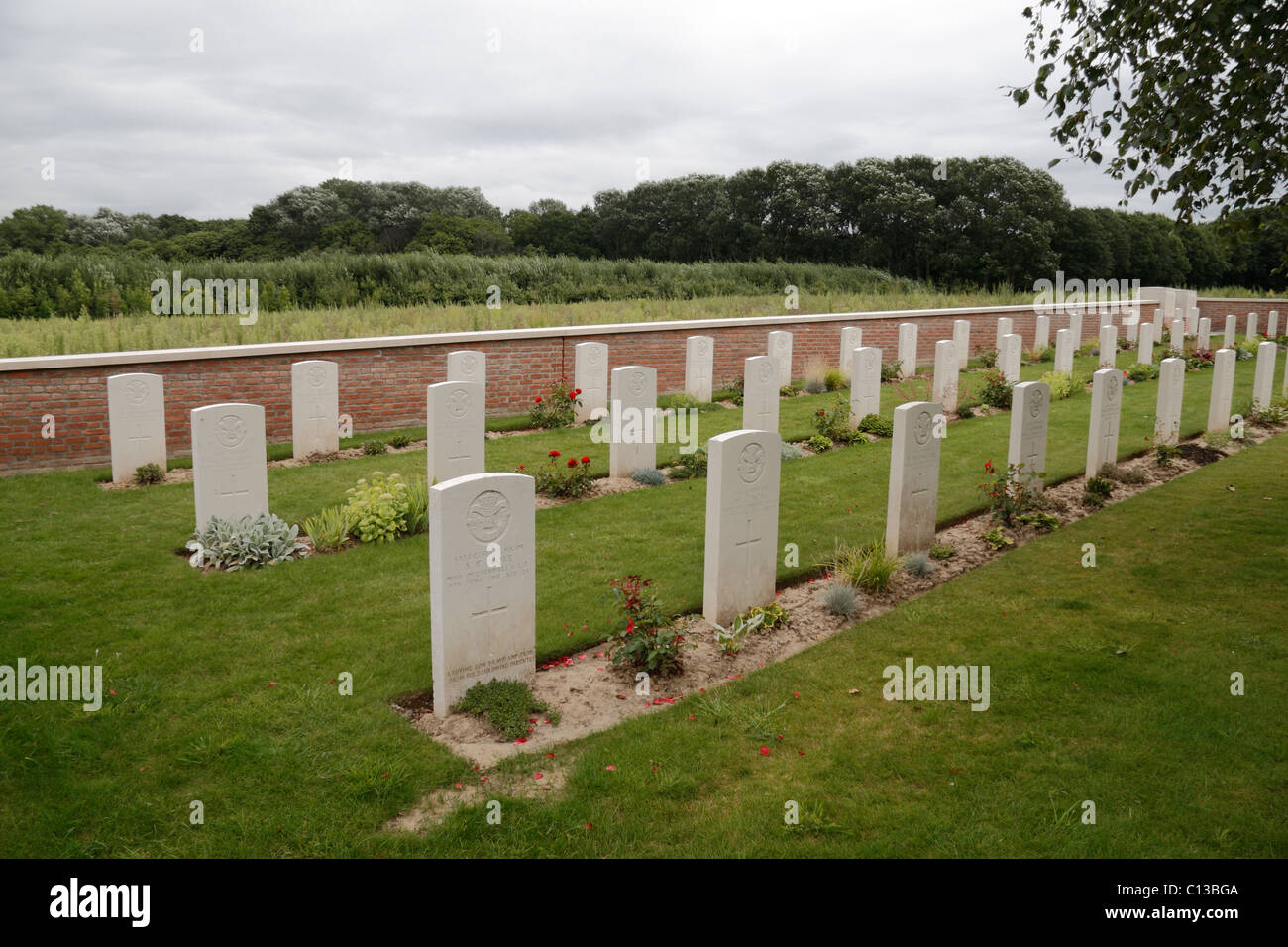 The 1st DCLI CWGC cemetery near Zillebeke, (close to Ieper (Ypres ...