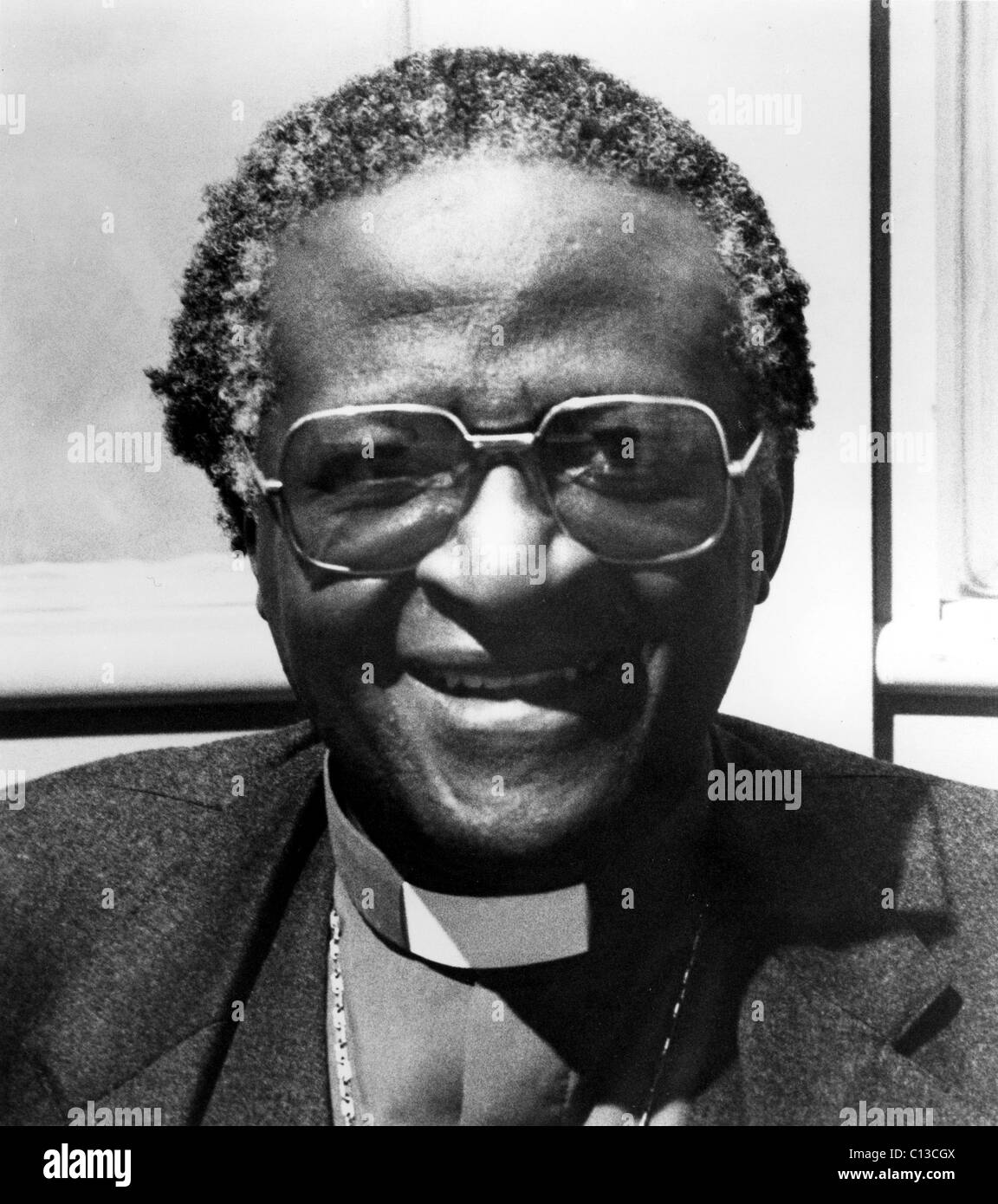 Desmond tutu hi-res stock photography and images - Alamy