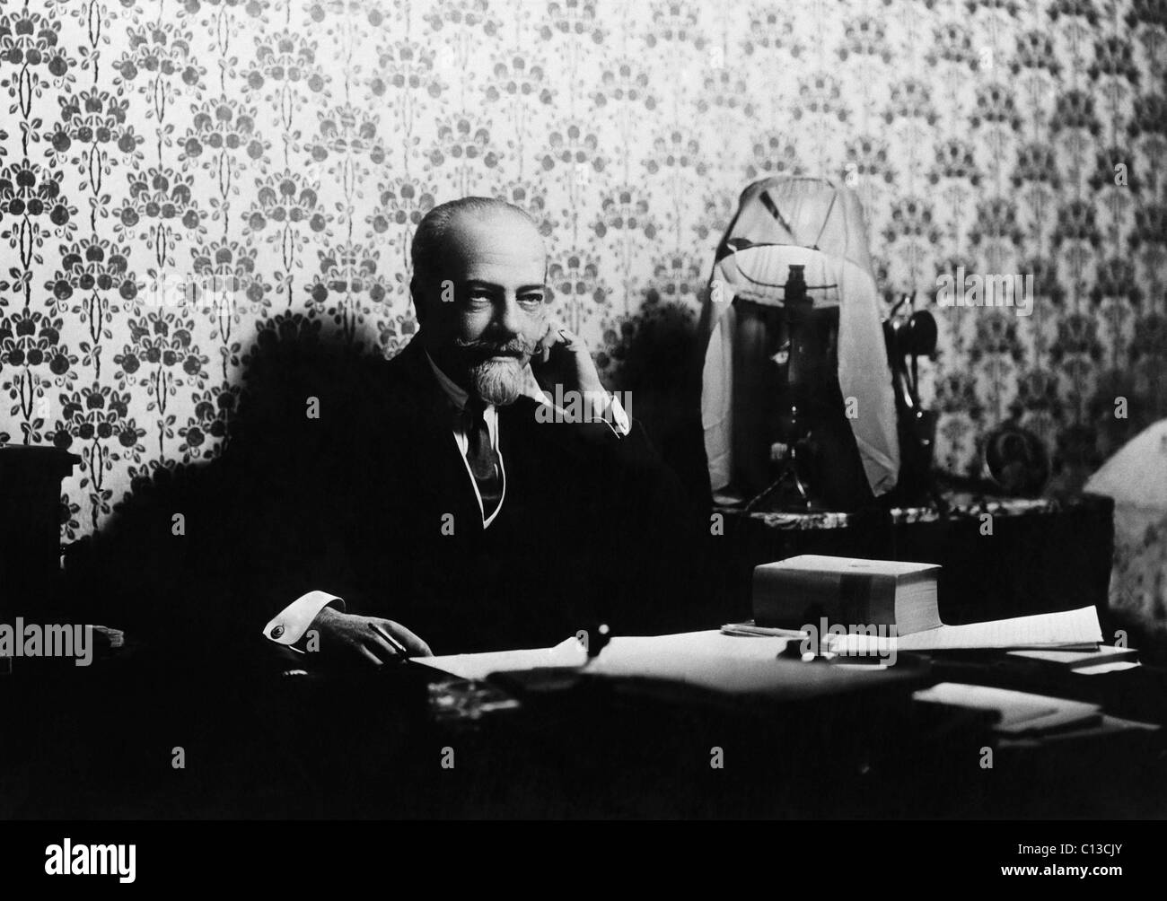 Russian Royalty. Exiled Russian Grand Duke Alexander Mikhailovich, heir ...