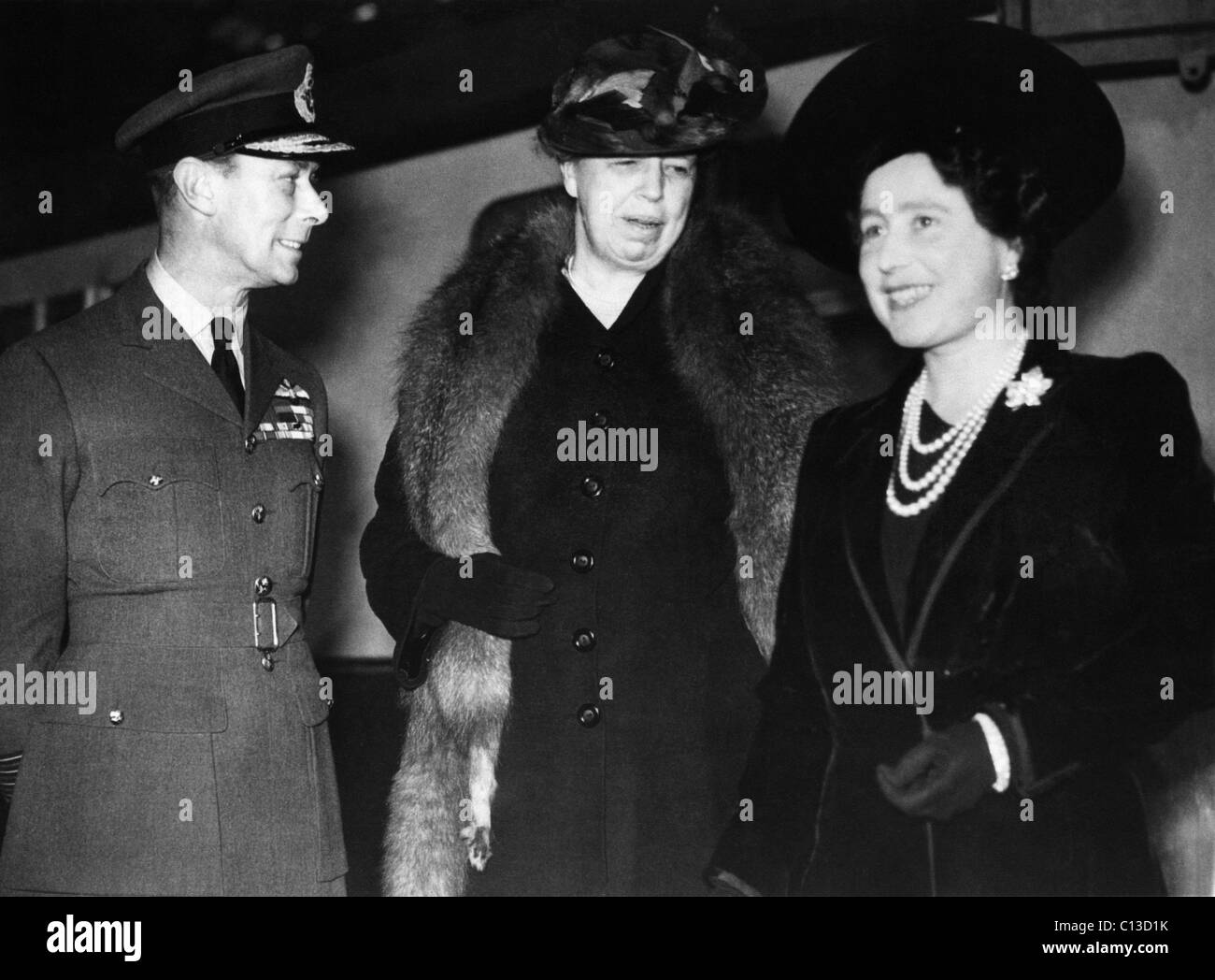 World War II. King George VI of England greets First Lady Eleanor ...