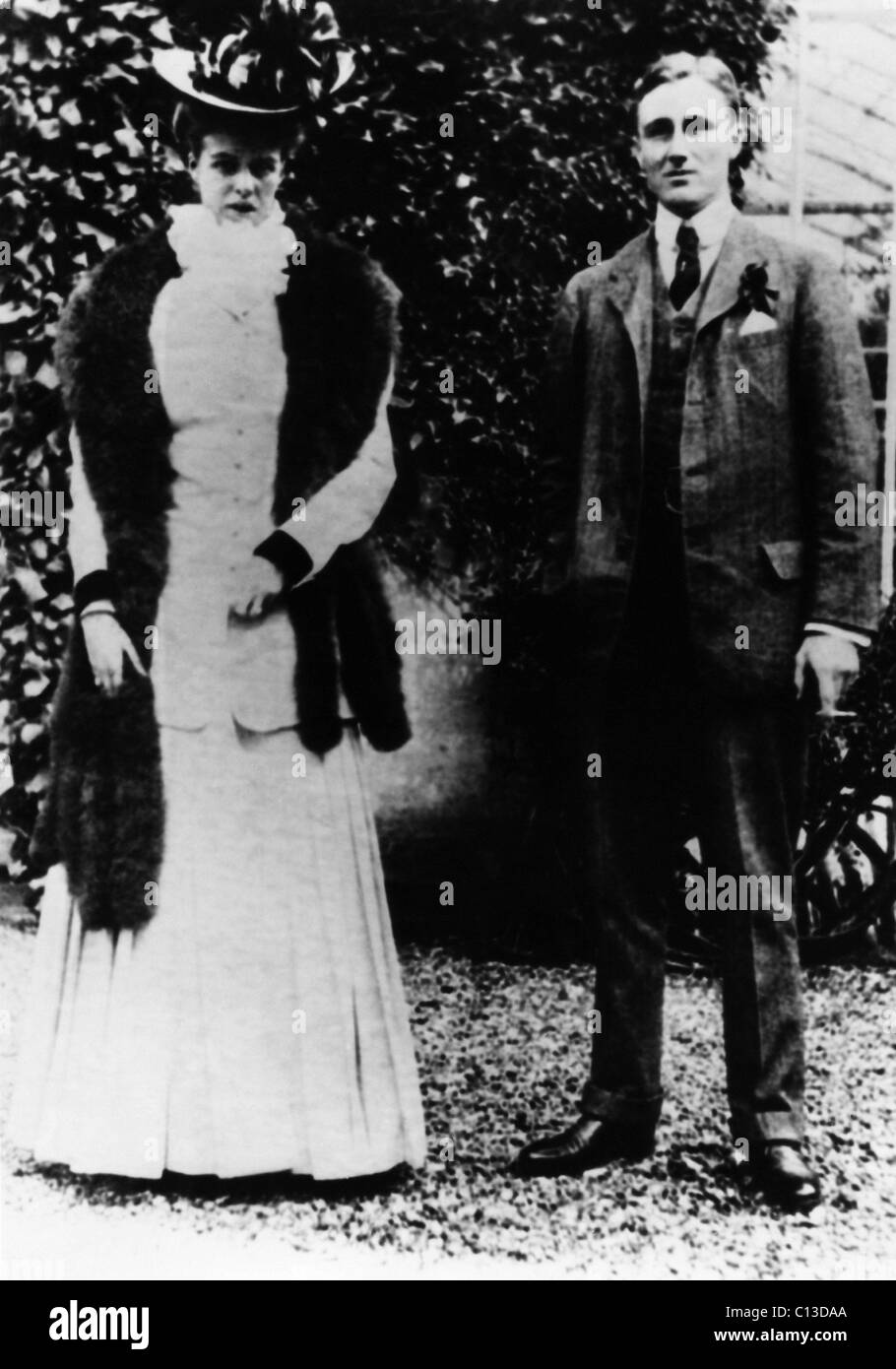 FDR. Future First Lady Eleanor Roosevelt with future US President Franklin Delano Roosevelt ...