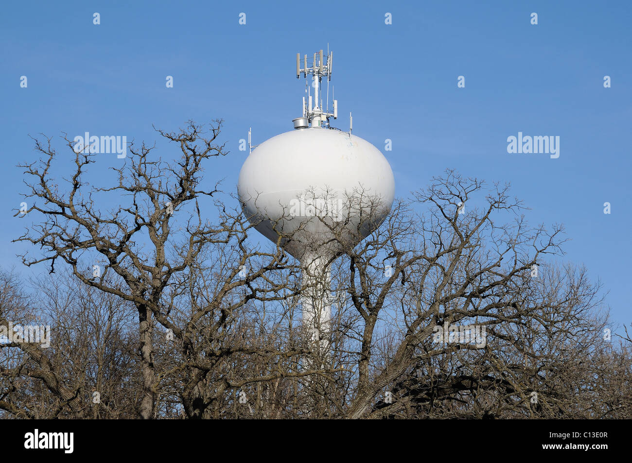 Dual tower hi-res stock photography and images - Alamy