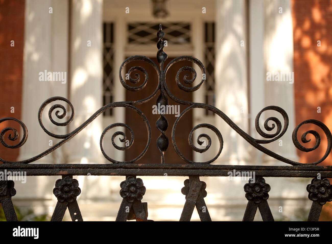 Ornate iron gate hi-res stock photography and images - Alamy