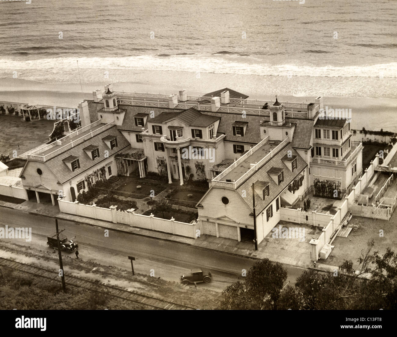 Ocean House, Marion Davies' landmark estate on the Gold Coast of Santa ...